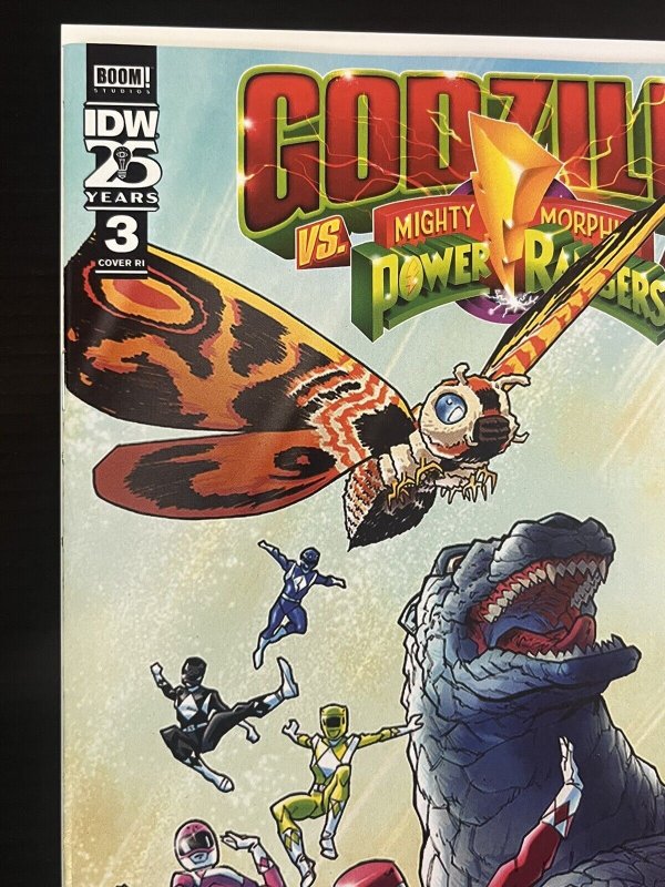 Godzilla VS Mighty Morphin Power Rangers II #3 a + 1:10 Gorham In-Hand ...