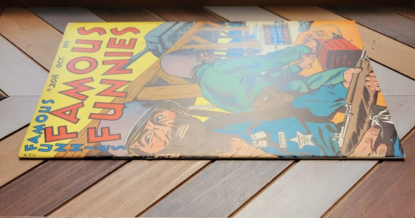 FAMOUS FUNNIES #208 Sharp FN+ (1953) SCARCE Golden Age KOREAN WAR Pre ...