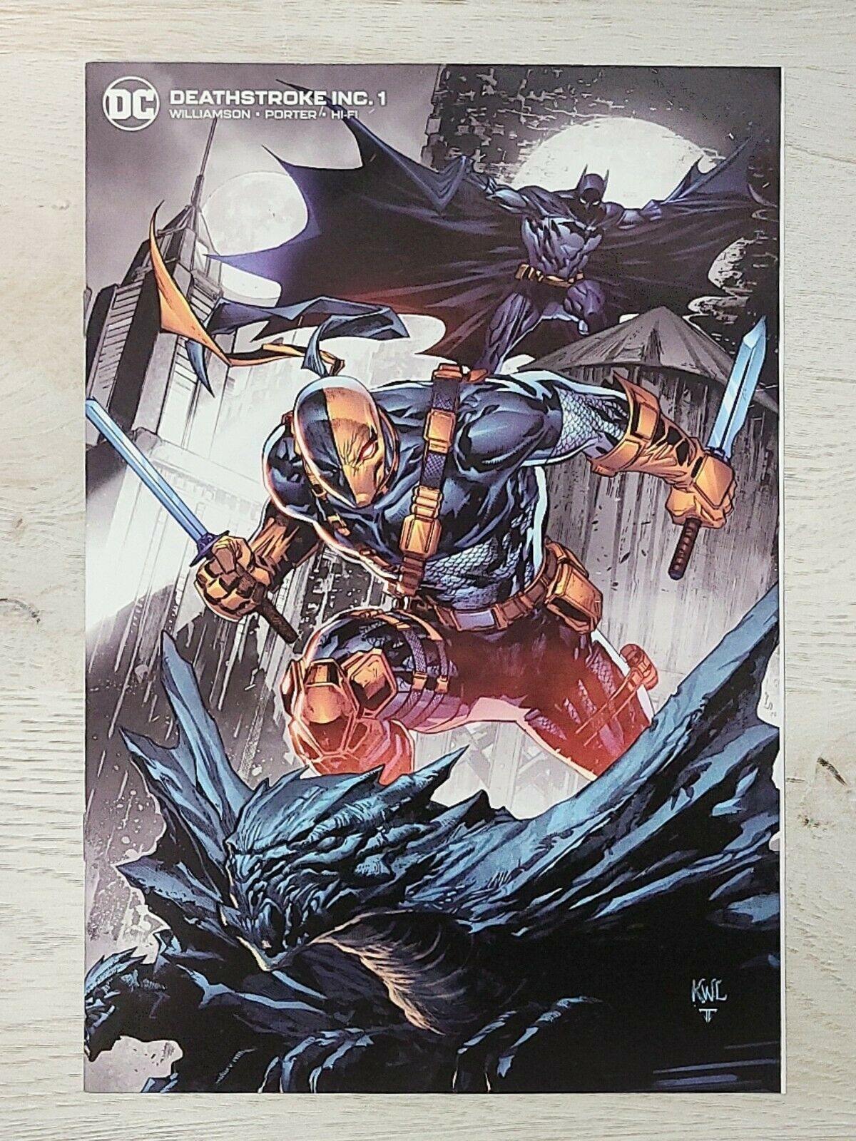 Deathstroke Inc. #1 Exclusive Ken Lashley Minimal Variant Limited to ...