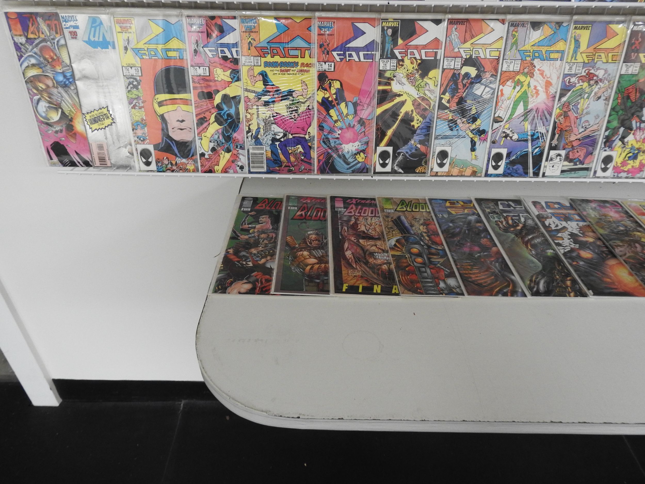 Huge Lot of 140+ Comics W/ Batman, Silver Surfer, Moon Knight! Avg. VF ...