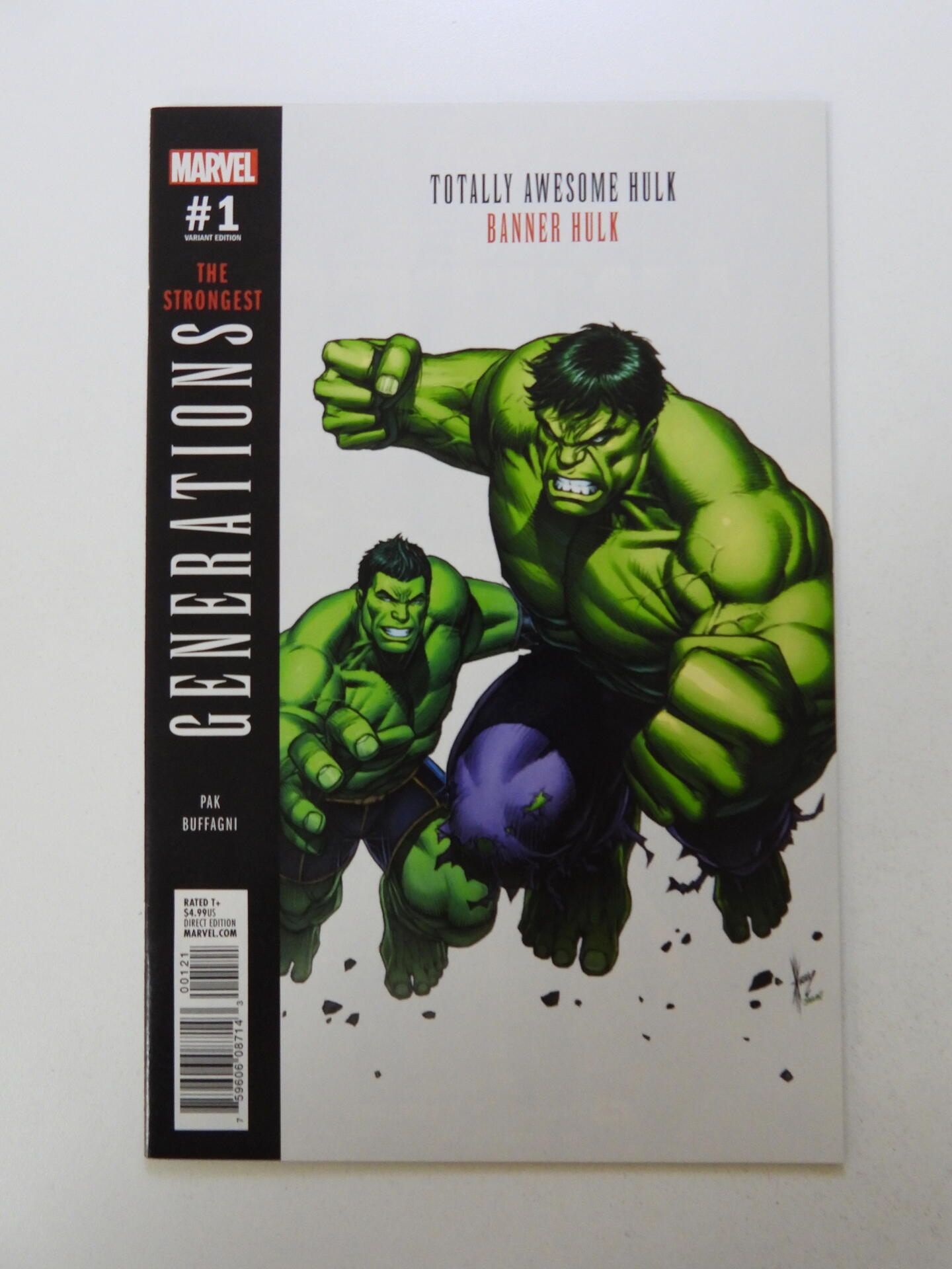 Generations: Banner Hulk & Totally Awesome Hulk Dale Keown Variant ...