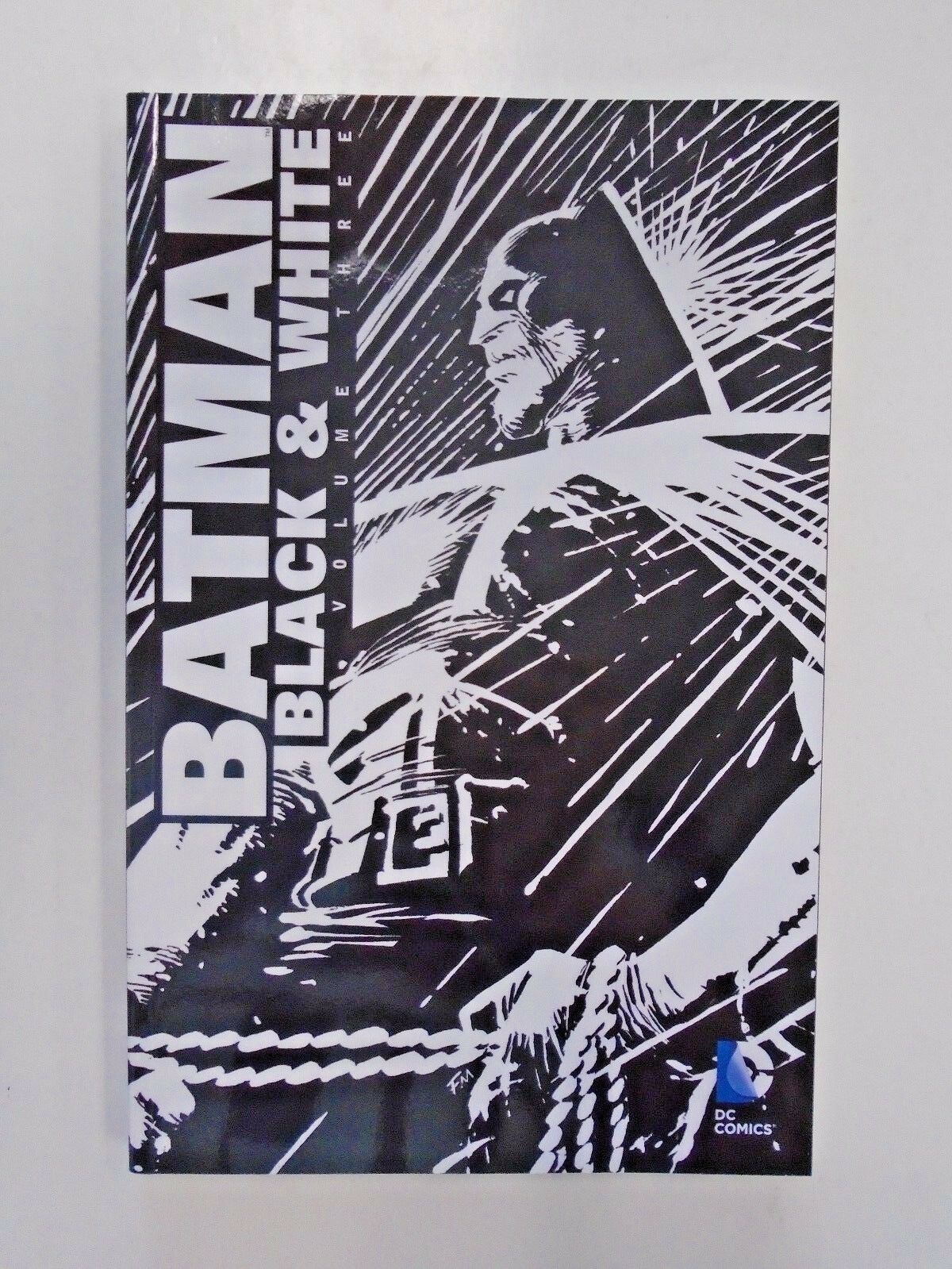 Batman Black and White TP 1-4 set, classic! Jim Lee and Paul Pope! 50% ...