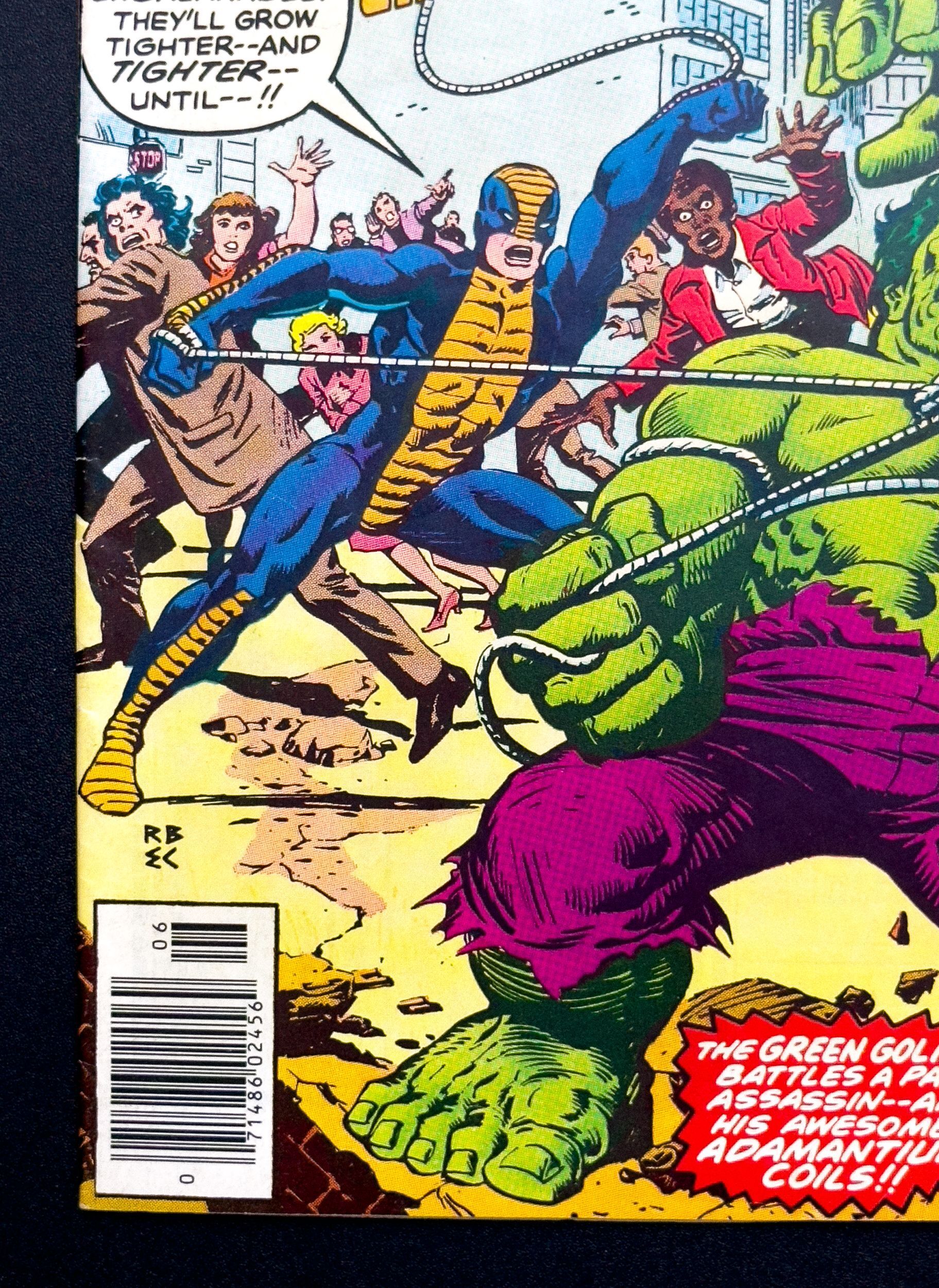 The Incredible Hulk #212 (1977) Newsstand - [Key] 1st App Constrictor ...