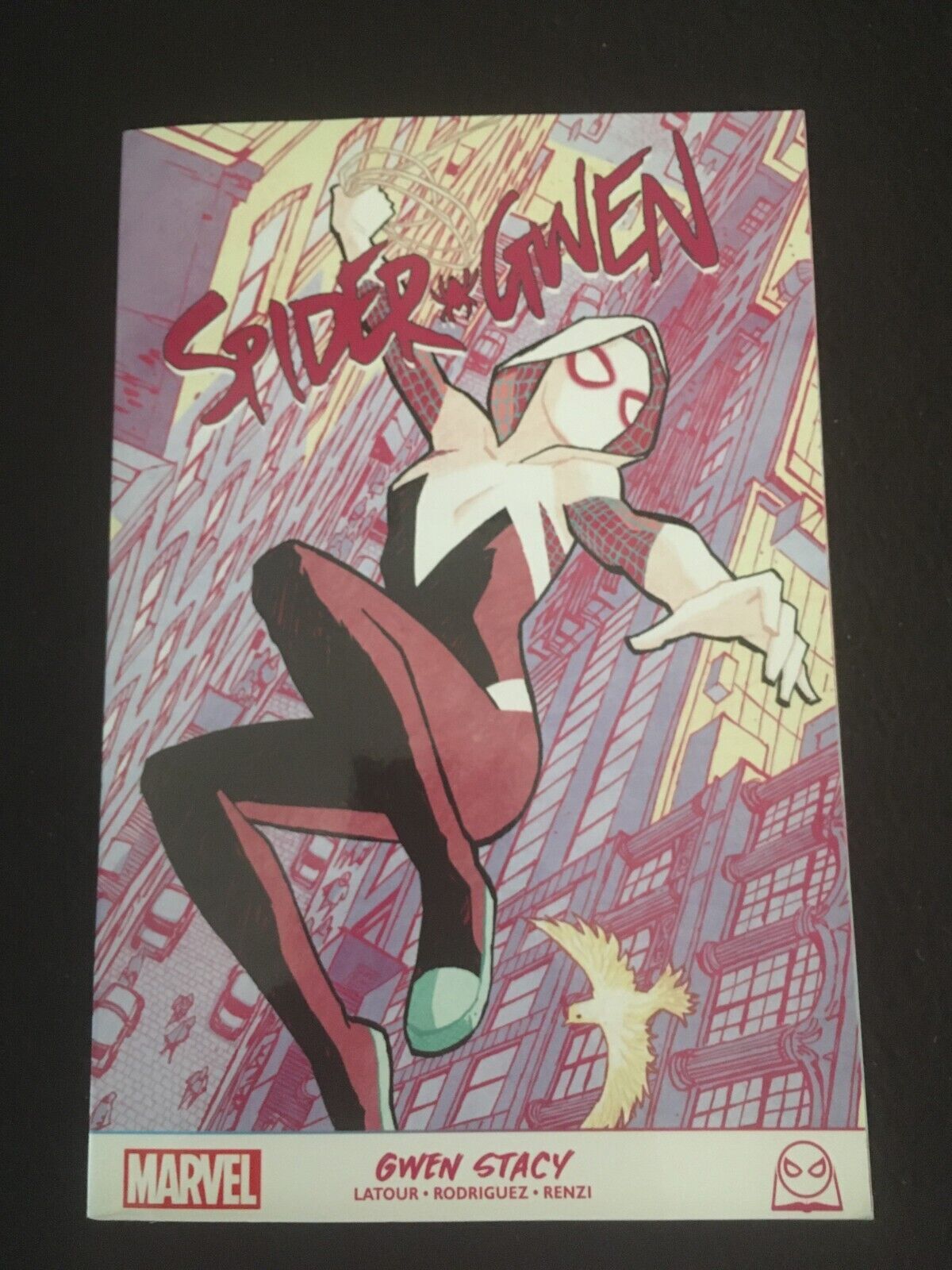 SPIDER-GWEN: GWEN STACY Softcover Graphic Novel Digest | Comic Books ...