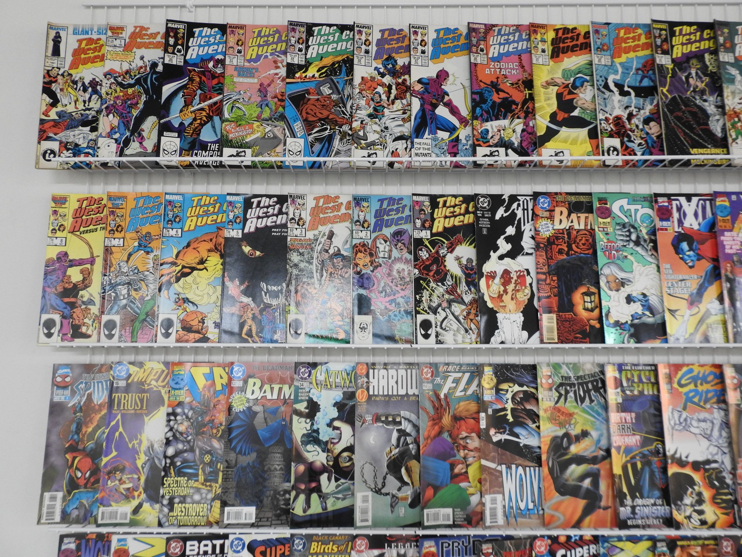 Huge Lot 210+ Comics W/ Avengers, Spider-Man, X-Men, Wolvie+ Avg Fine ...