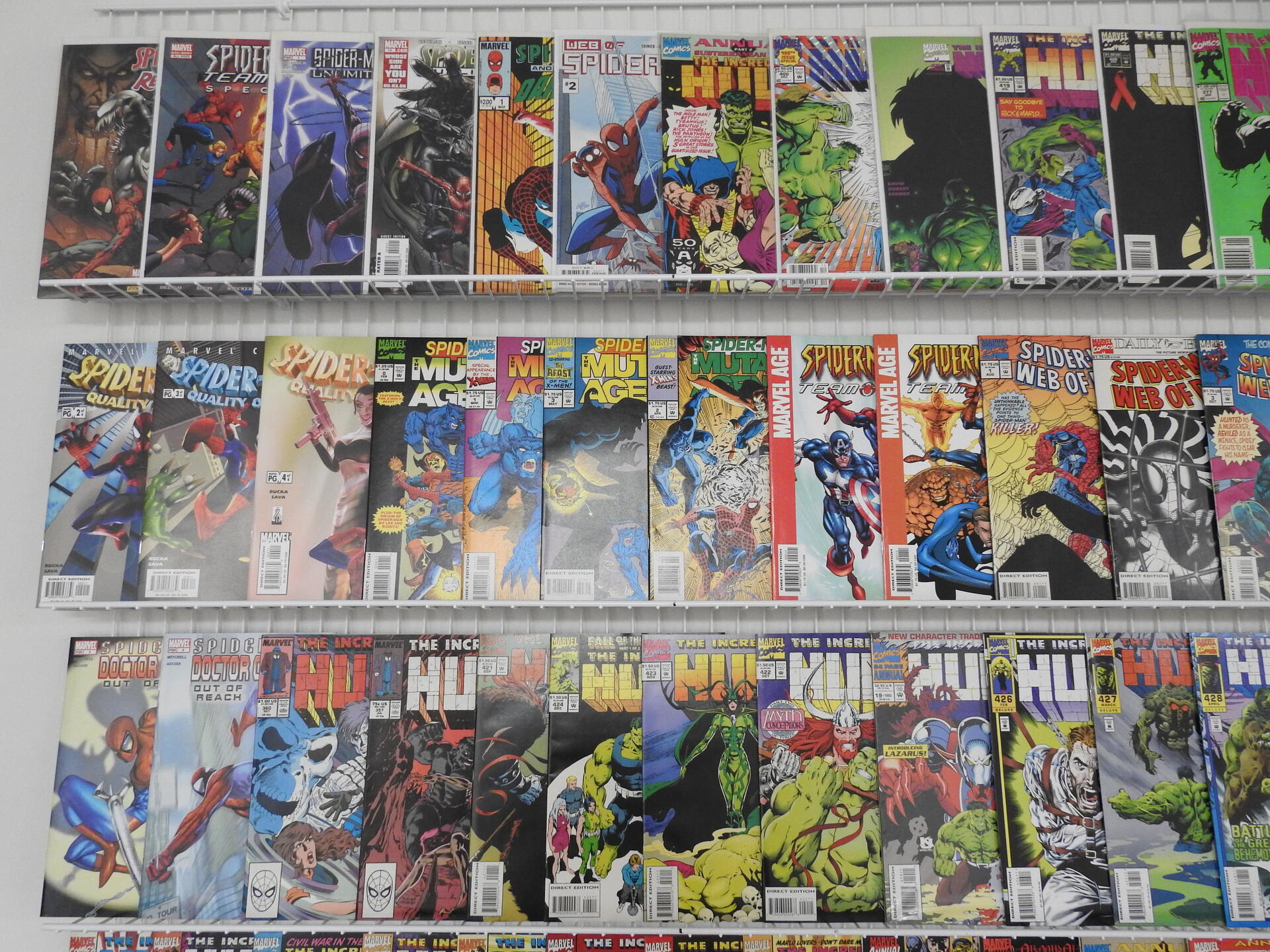 Huge Lot of 210+ Comics W/ Spider-Man, Hulk, Secret Wars +More! Avg VF ...
