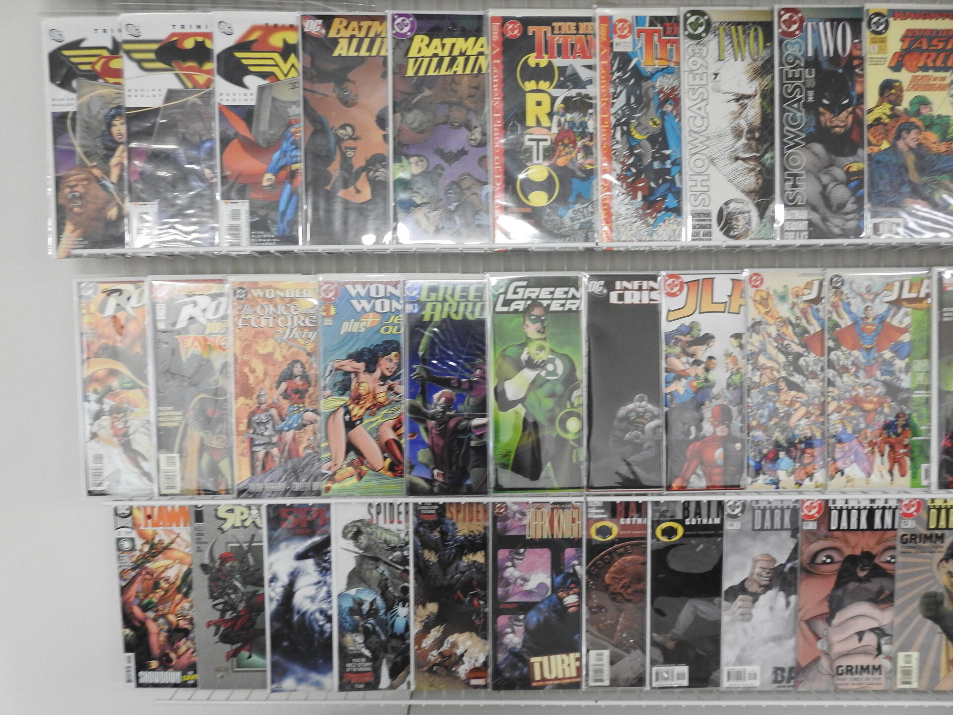 Huge Lot 140+ Comics W/ Case Files: Sam & Twitch, Batman, Trinity ...