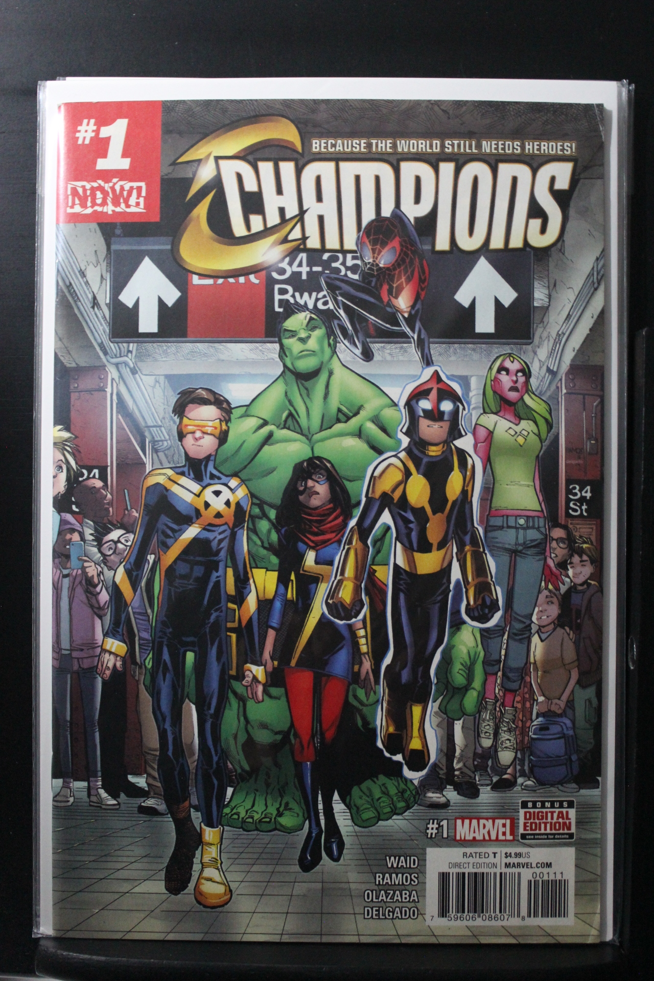 Champions #1 Retailer Party Exclusive Humberto Ramos Fade Variant (2016 ...