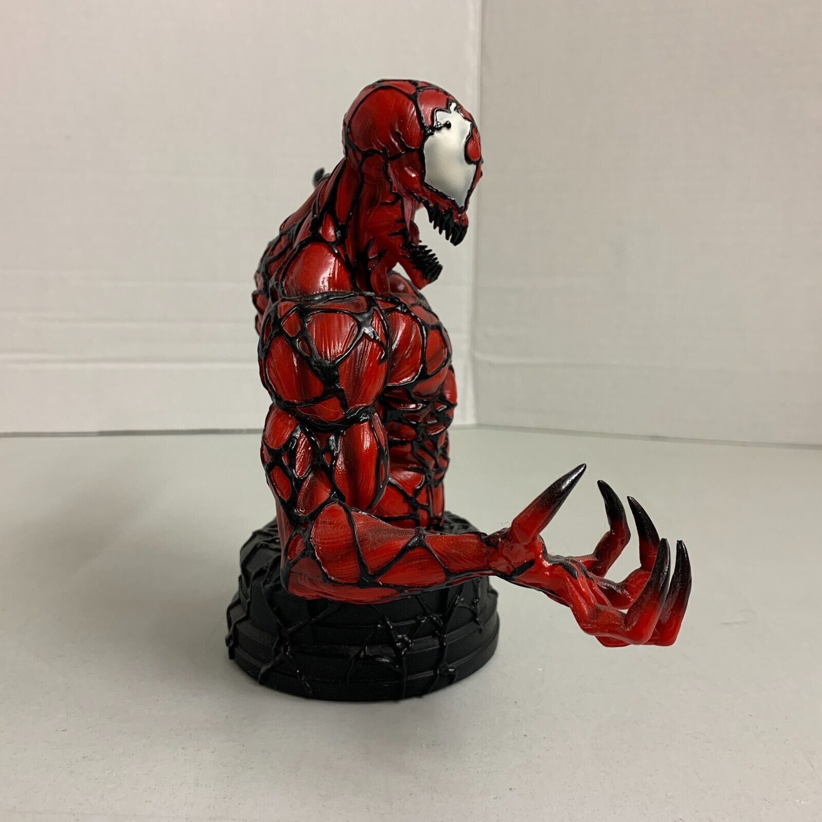 Marvel Gentle Giant Carnage Resin Bust | Comic Collectibles - Figurines ...