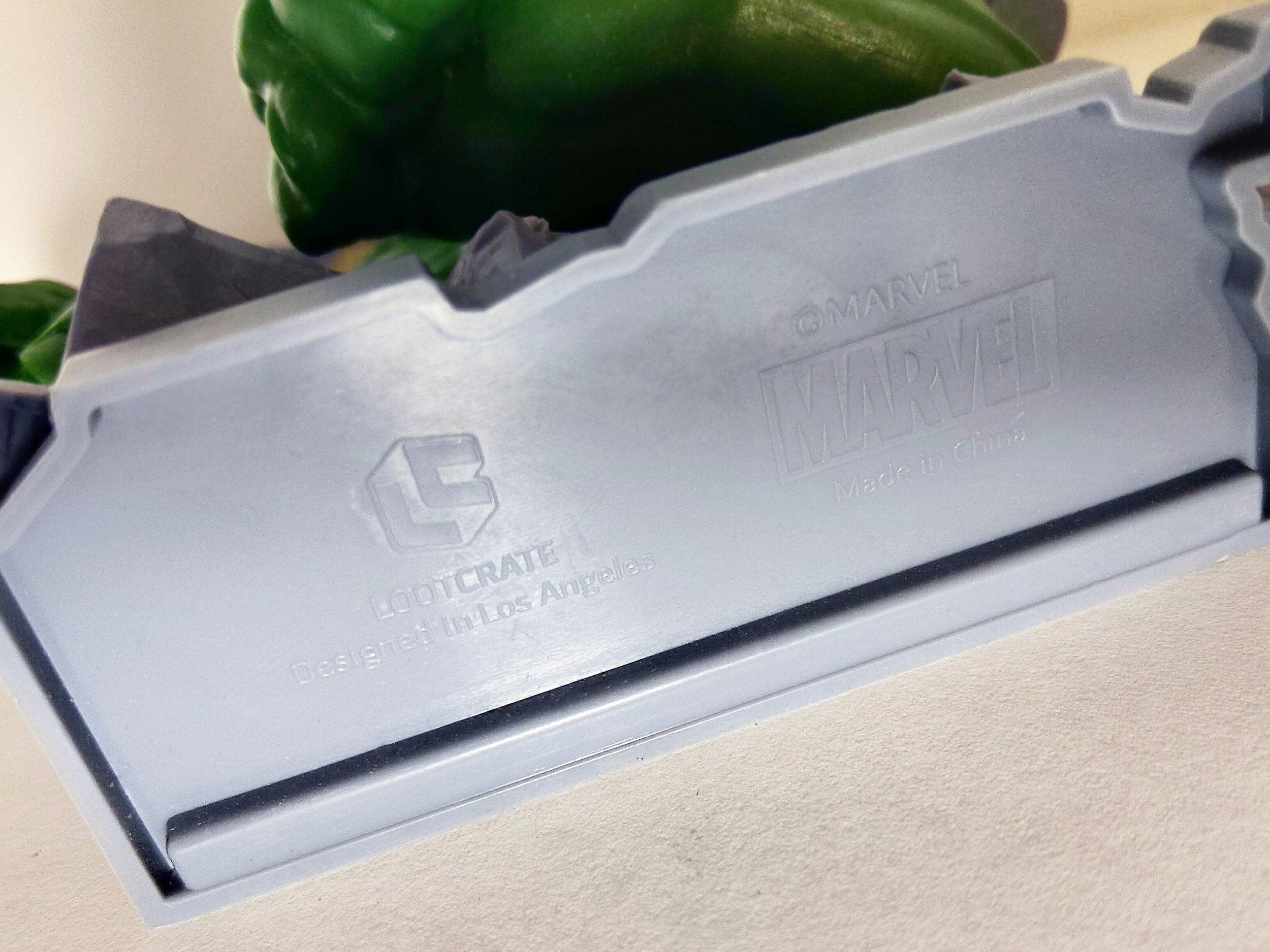 The Incredible Hulk 3D Comic Standee (Loot Crate Exclusive) | Comic ...