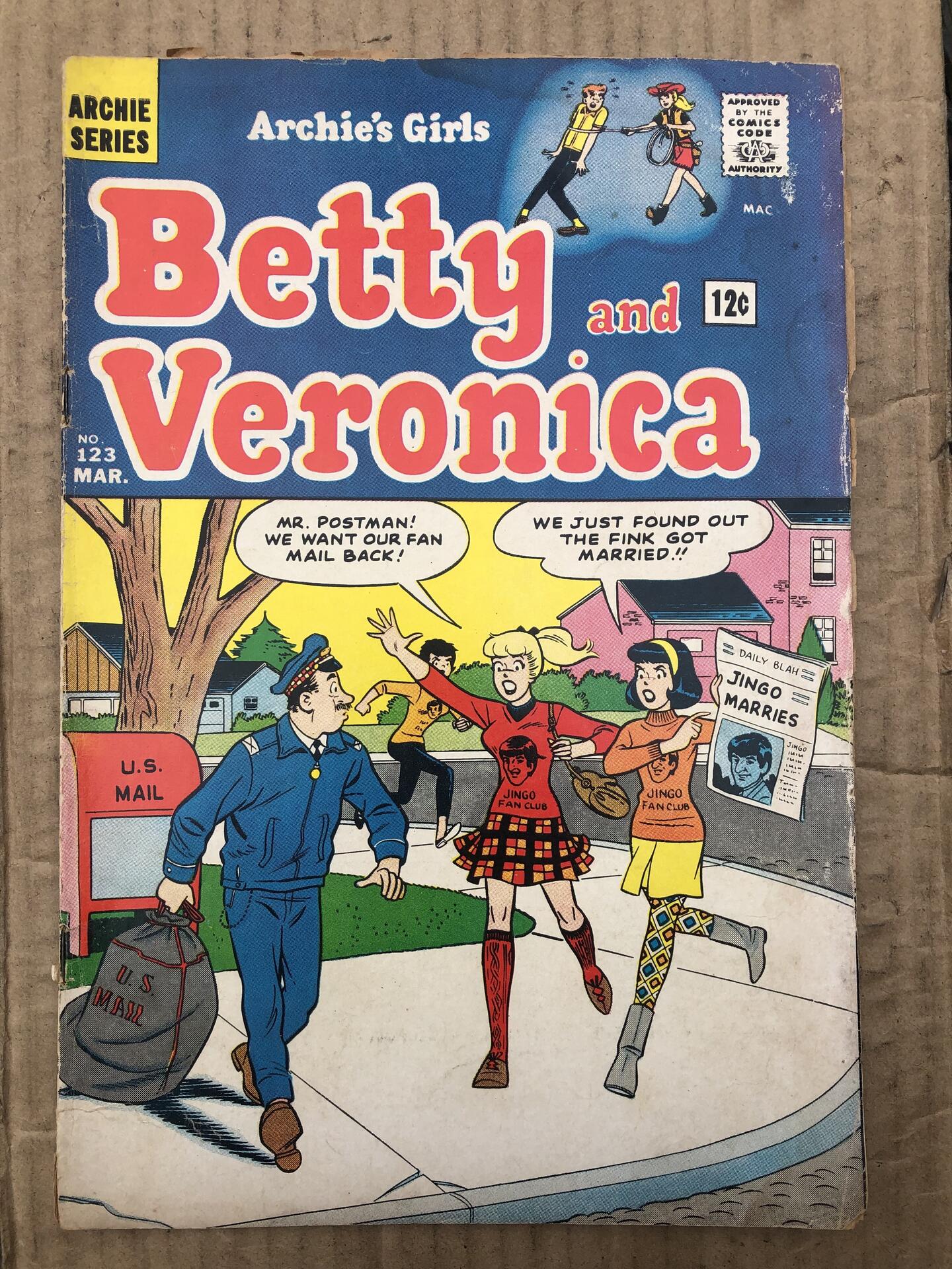 Archie's Girls Betty and Veronica #123 (1966) | Comic Books - Silver ...