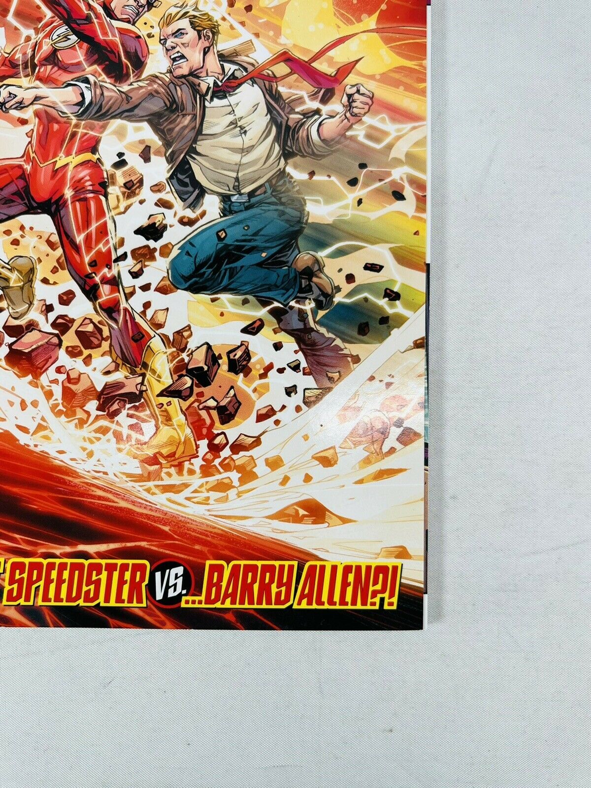 The Flash 750 Extra Size Spectacular - VF+ Porter Cover A - DC Comics ...