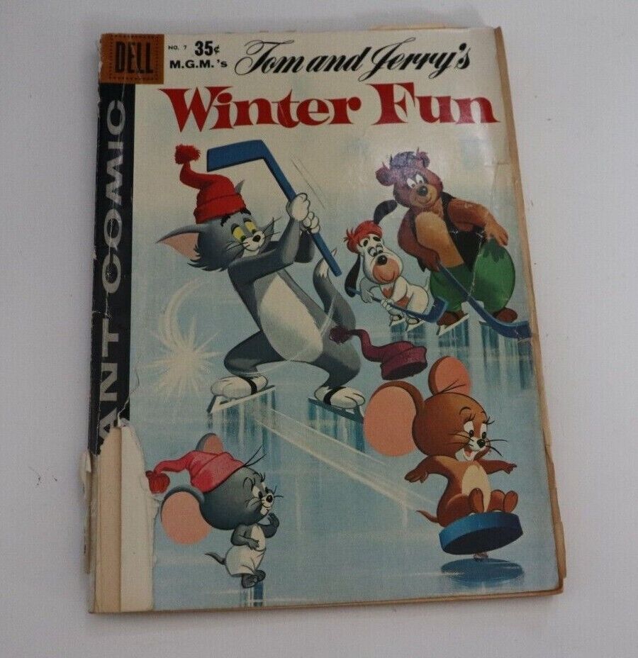 Dell Giant Tom and Jerrys Winter Fun #7 1958 | International - Comic ...
