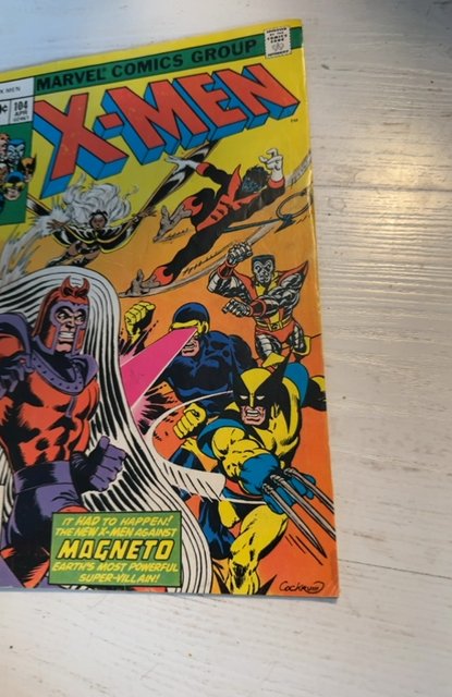 The X-Men #104 (1977)against Magneto- 1 inch spine split bottom | Comic ...