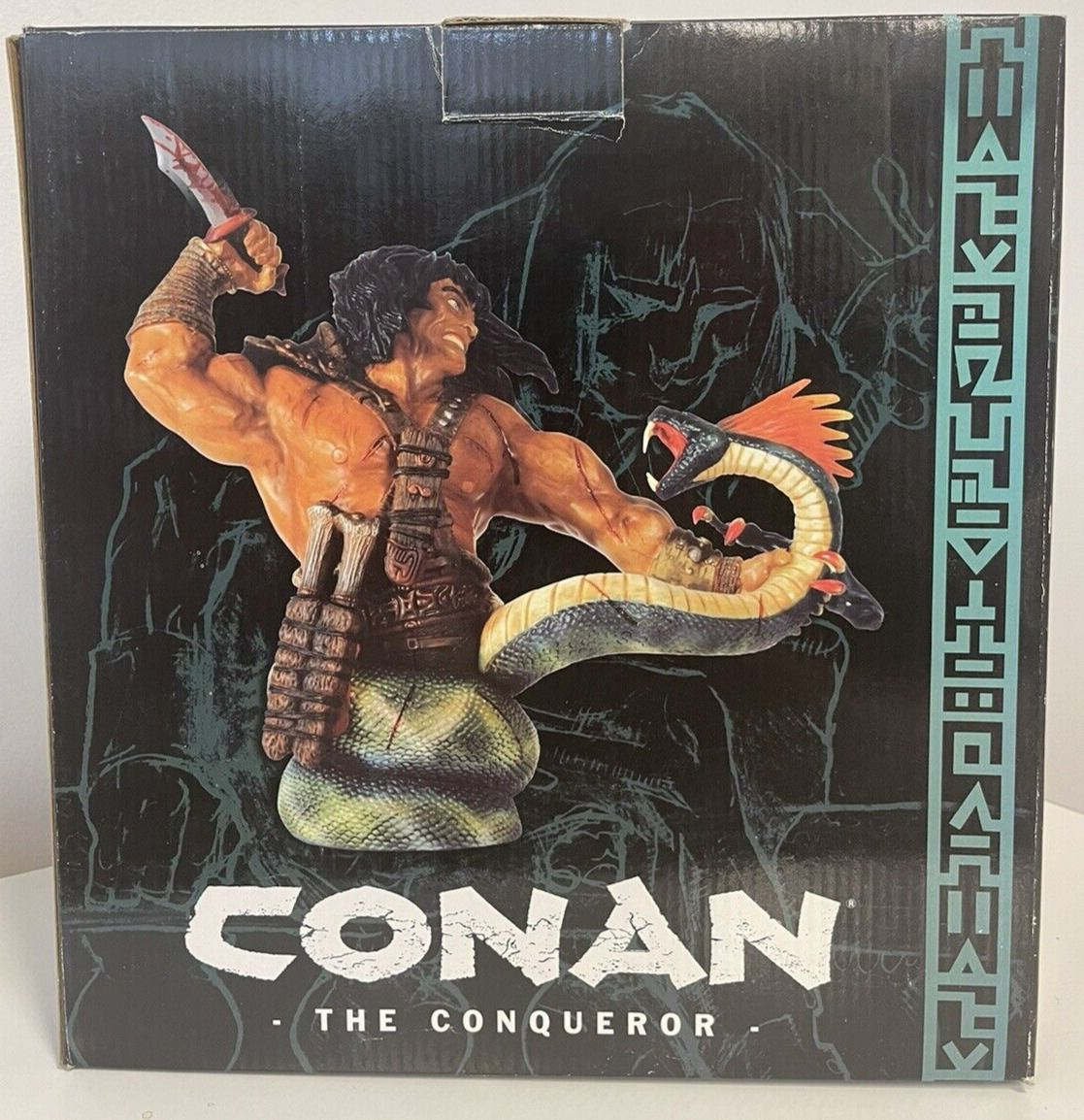 Dark Horse Deluxe Conan The Conqueror Statue Bust | Comic Collectibles ...
