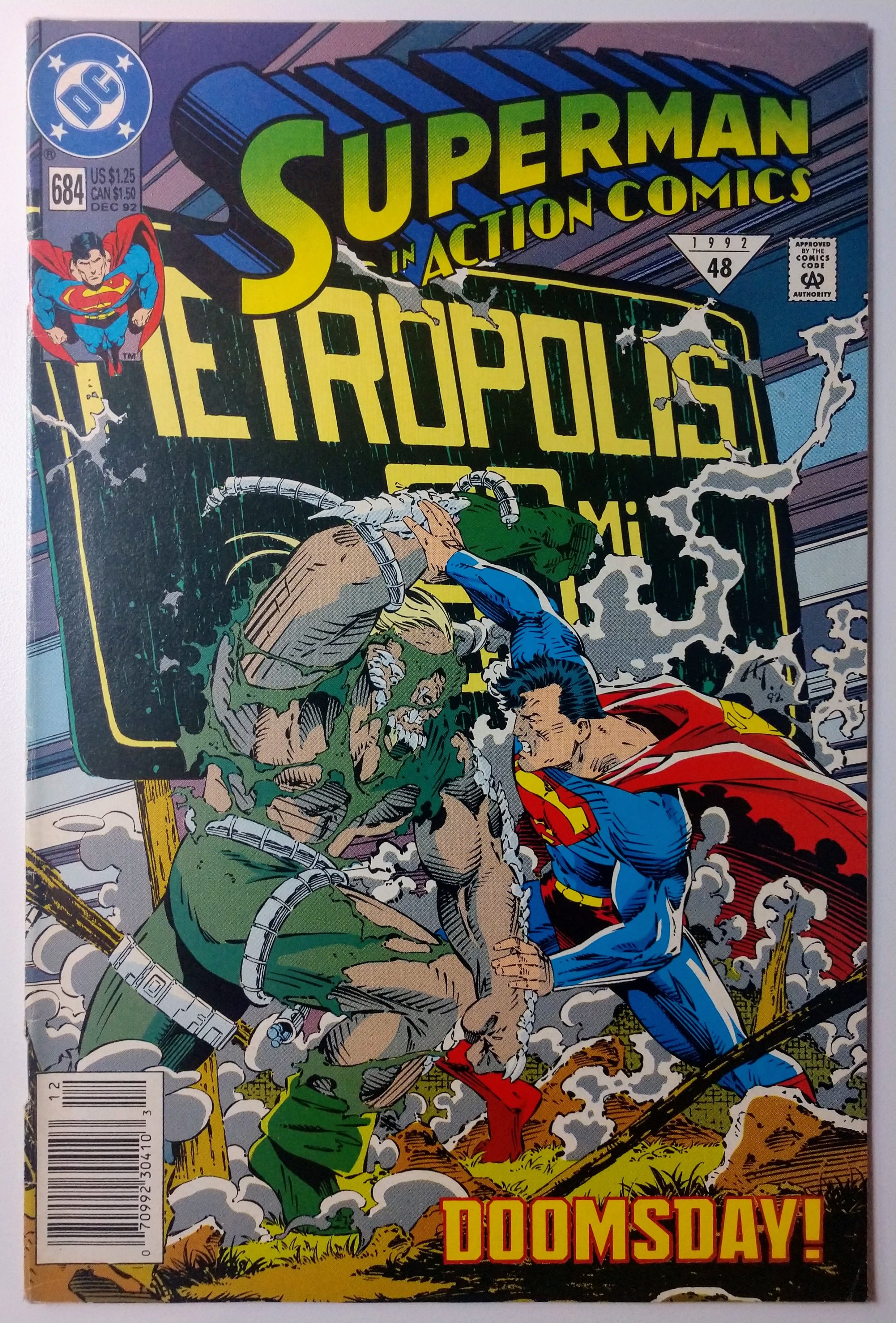 Action Comics #684 (7.0, 1992) NEWSSTAND, Doomsday reaches the city ...