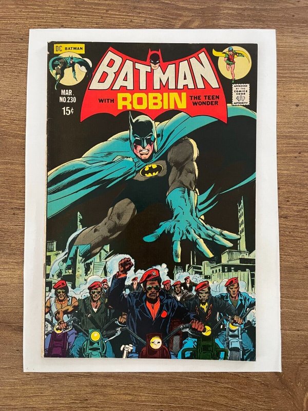Batman # 230 VF DC Comic Book Joker Robin Gotham Batgirl Catwoman Ivy 6 ...