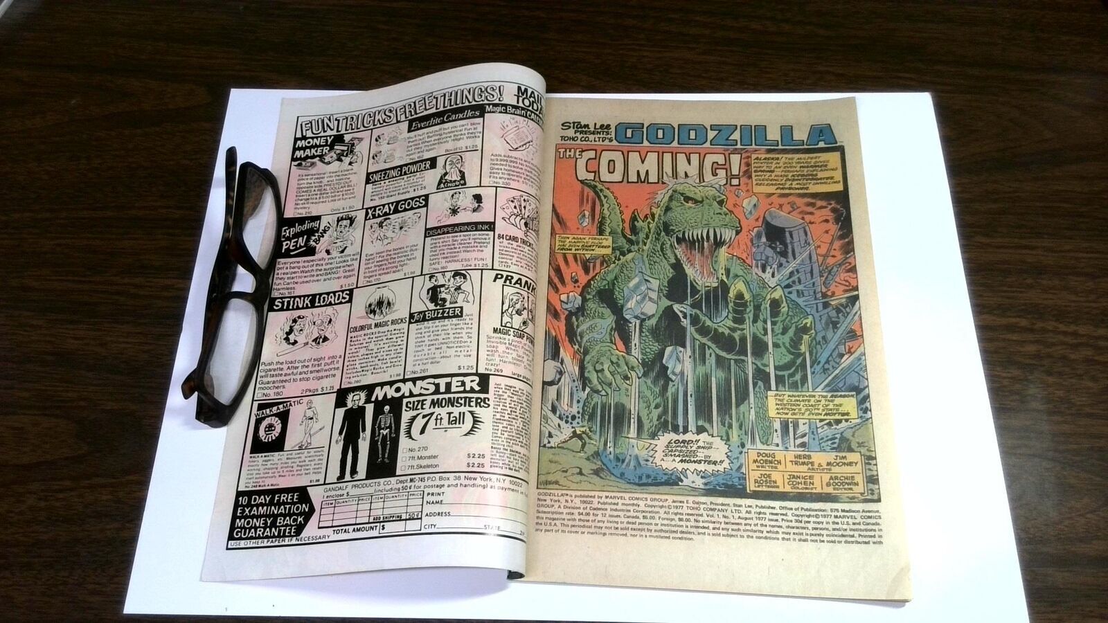 GODZILLA #1 first Marvel App. 1977 Trimpe Jimmy Woo SHEILD Nick Fury ...