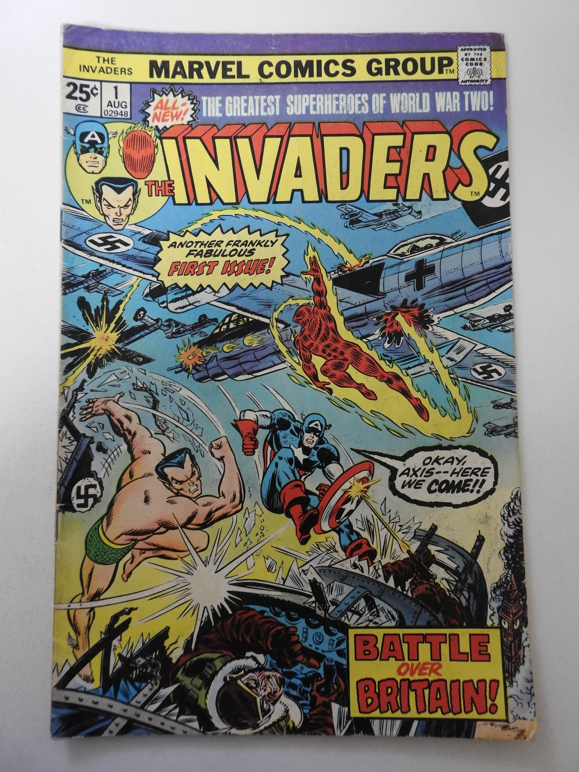 The Invaders #1 (1975) GD+ Condition MVS intact! 3/4 in spine split ...