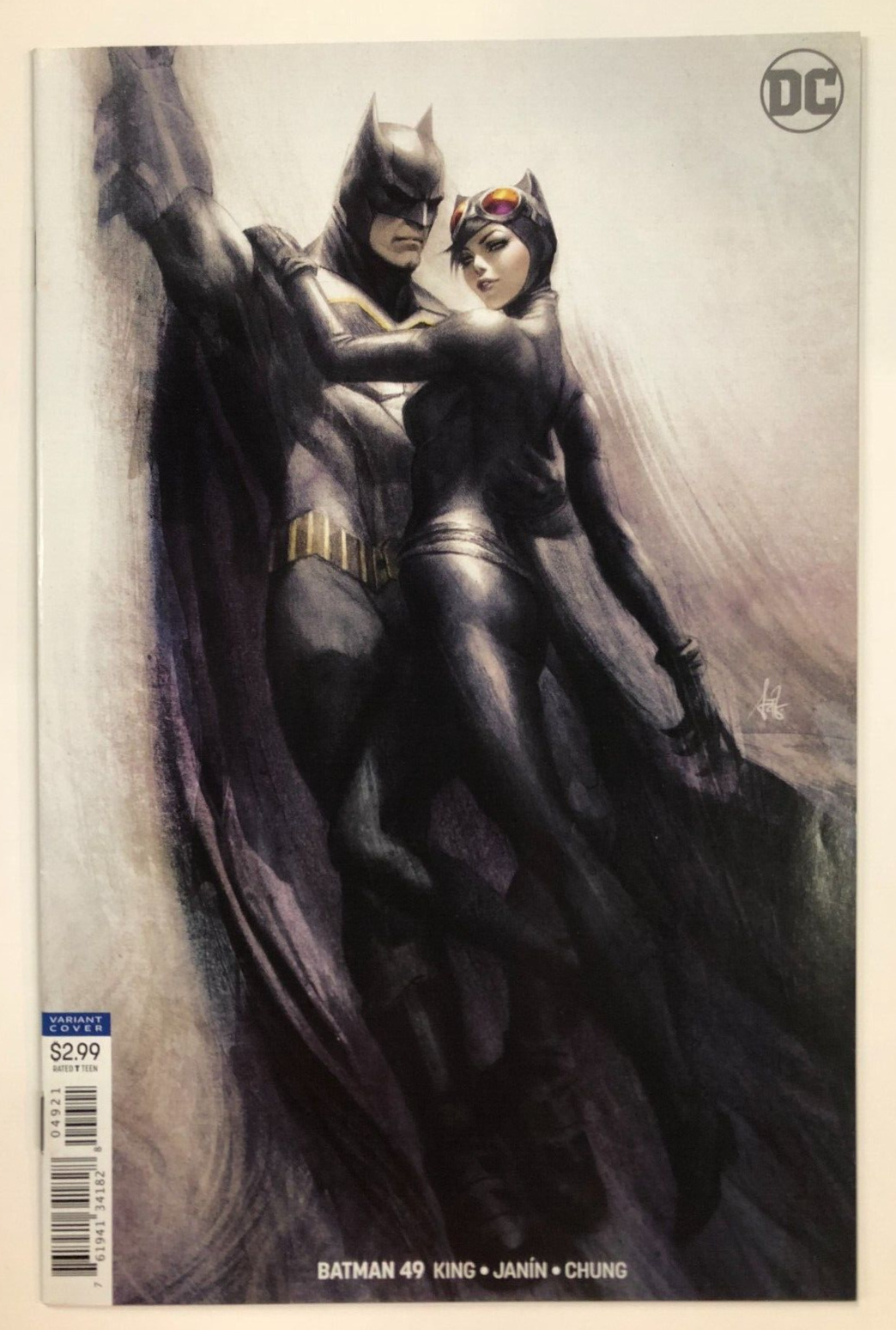 BATMAN (2016 series) 49B Catwoman to the rescue great Stanley Lau cover ...