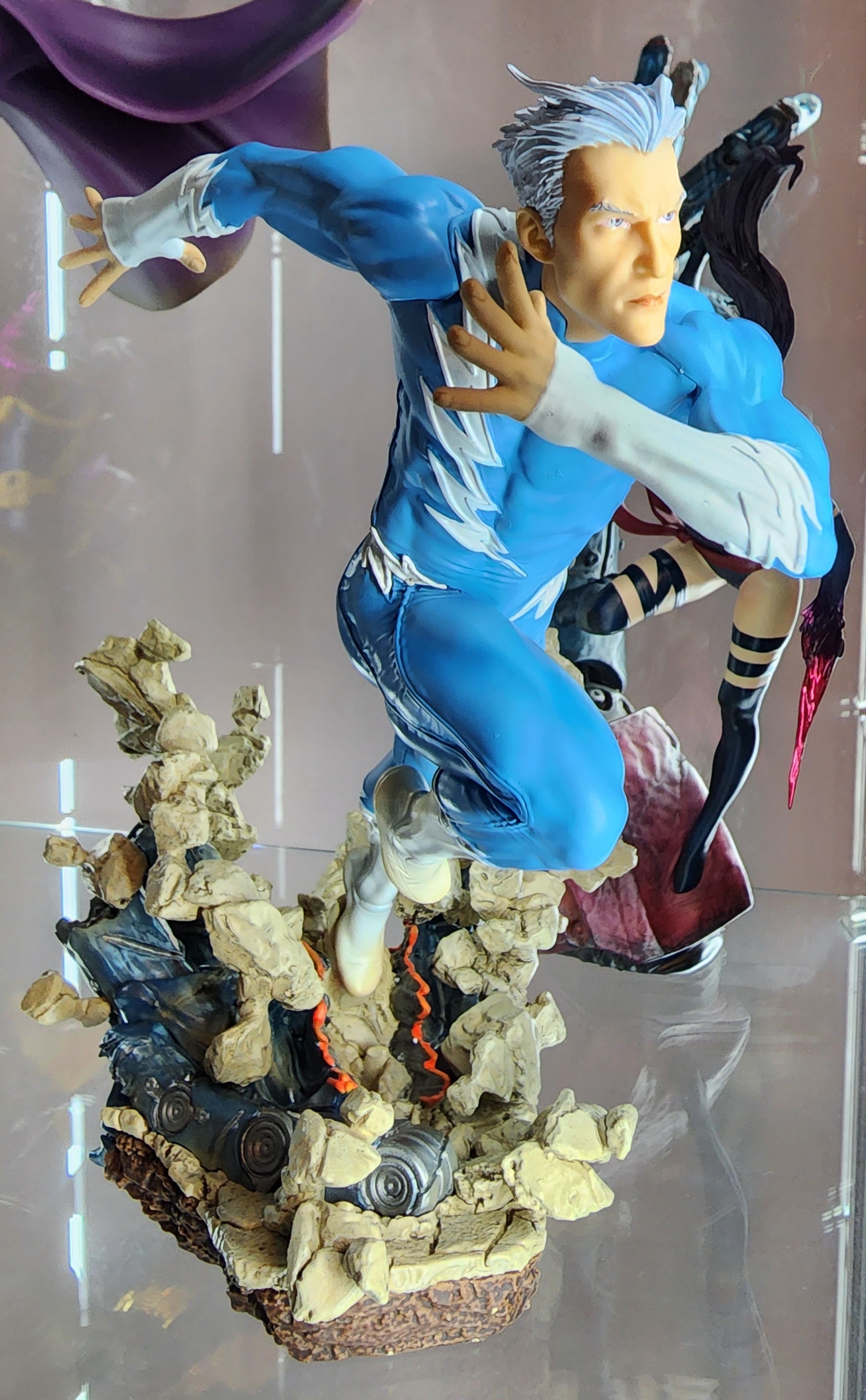 Quicksilver 1:10 Scale Statue by Iron Studios | Comic Collectibles ...