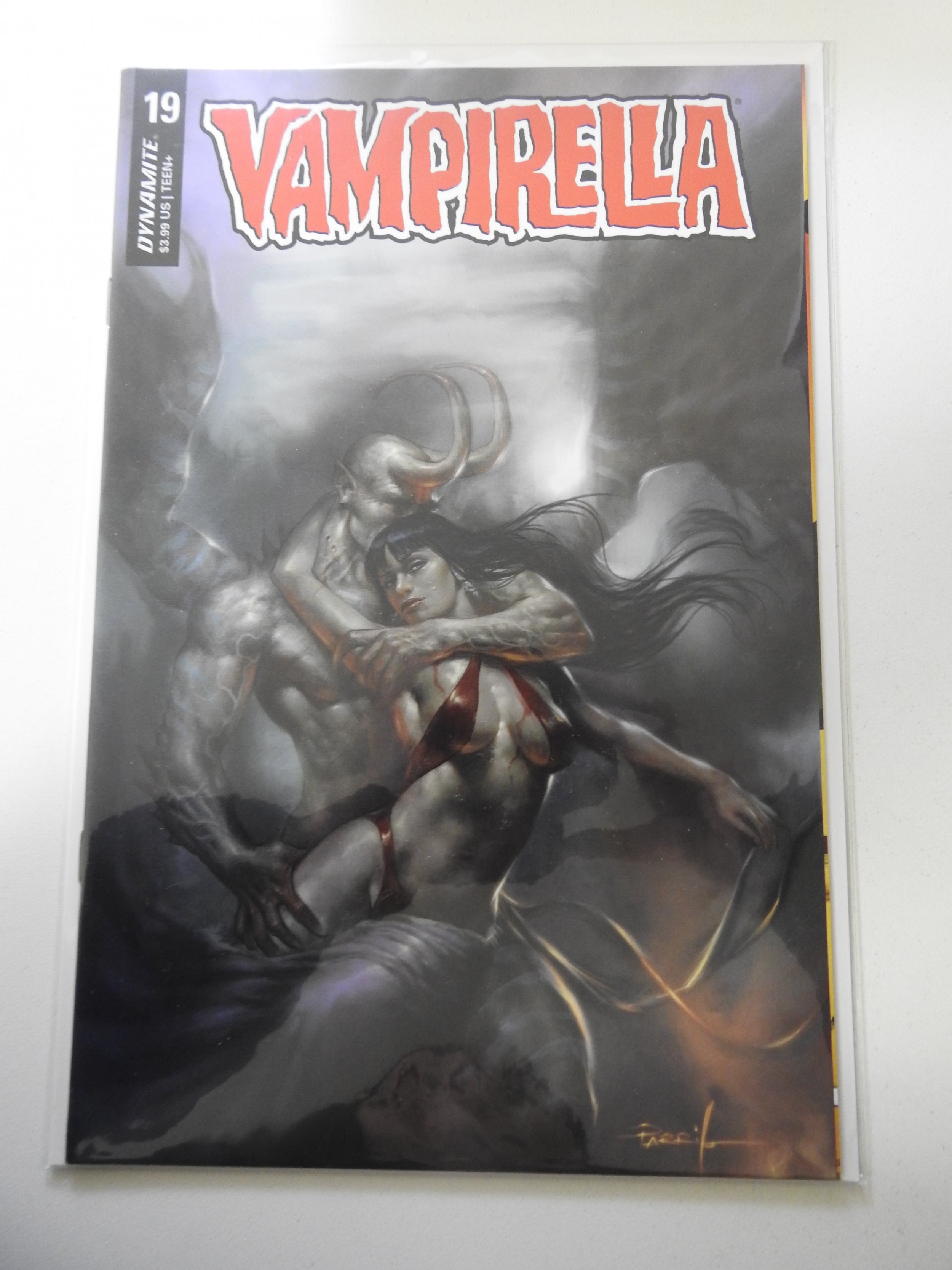 Vampirella #19 Cover A Lucio Parrillo (2021) | Comic Books - Modern Age ...