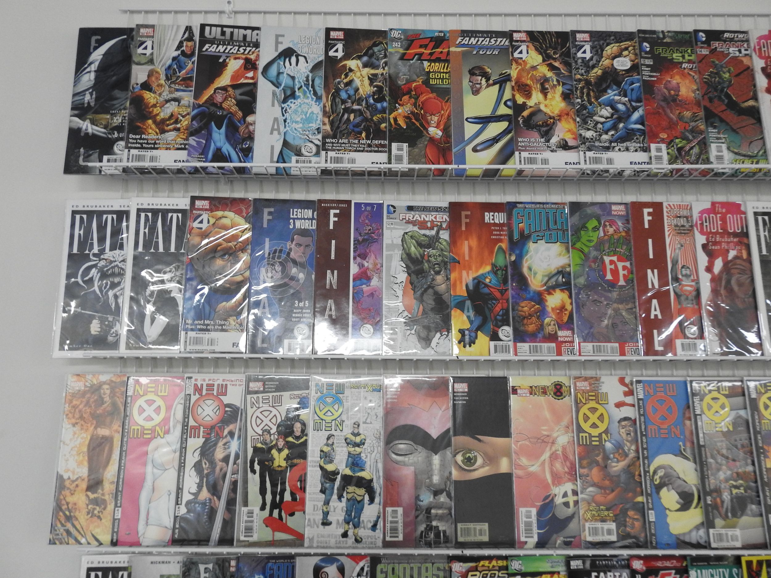 Huge Lot 180+ Comics W/ Fantastic Four, X-Men, Flash, +More! Avg FN+ ...