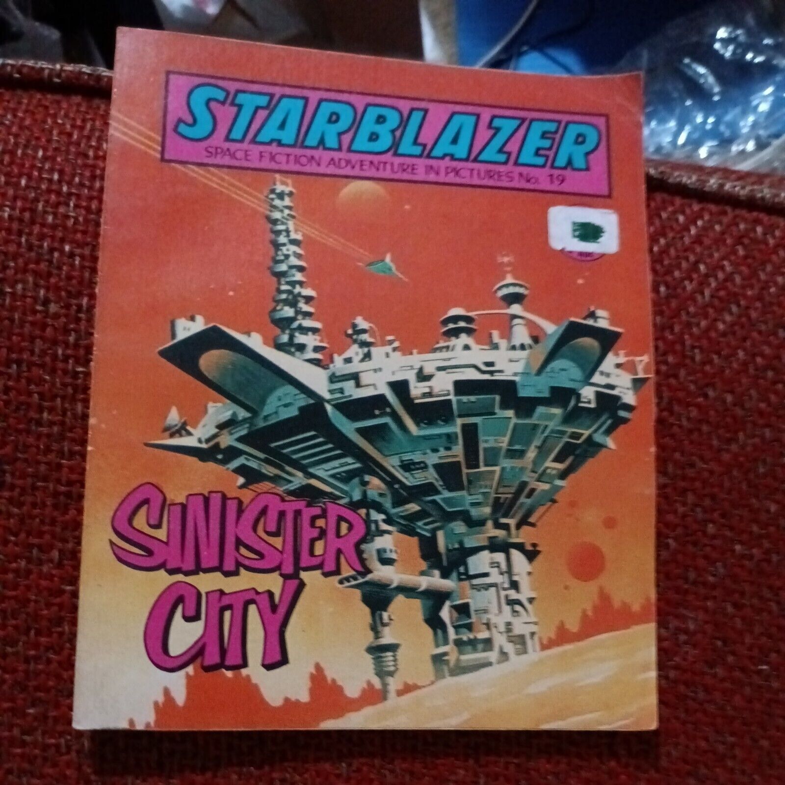Starblazer Space Fiction Adventure In Pictures No 19 Sinister City 1980