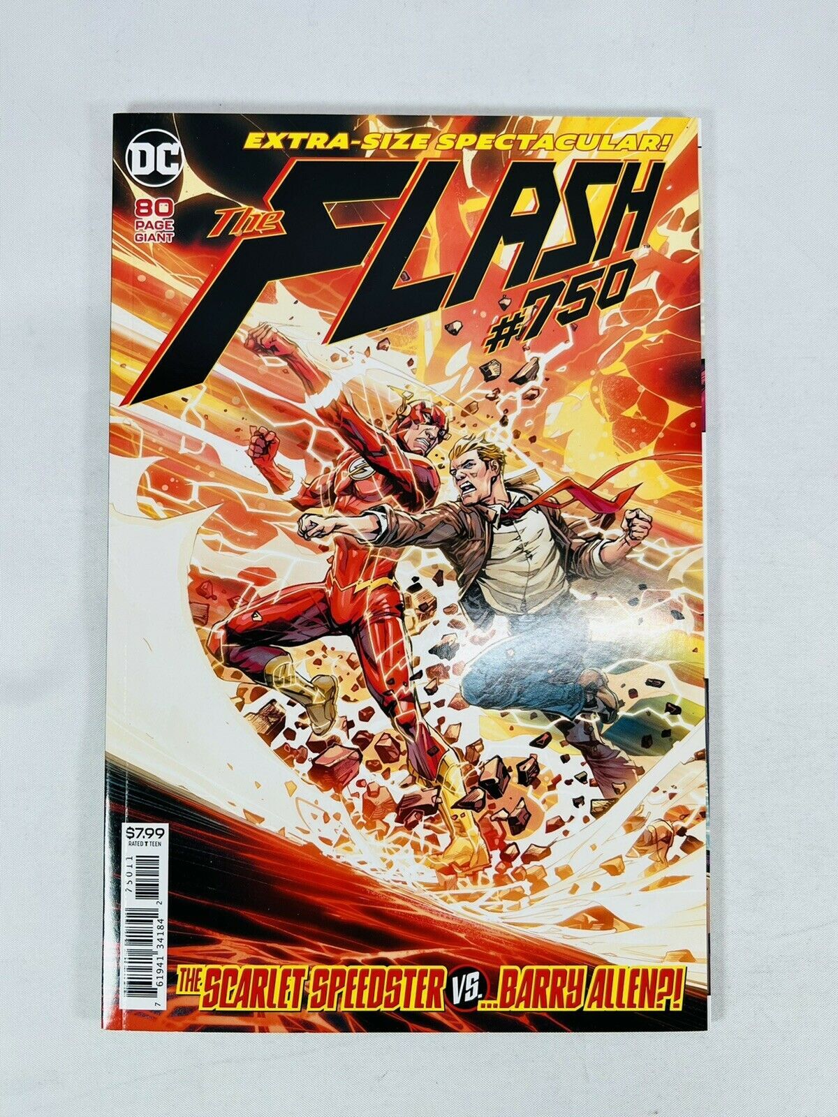 The Flash 750 Extra Size Spectacular - VF+ Porter Cover A - DC Comics ...