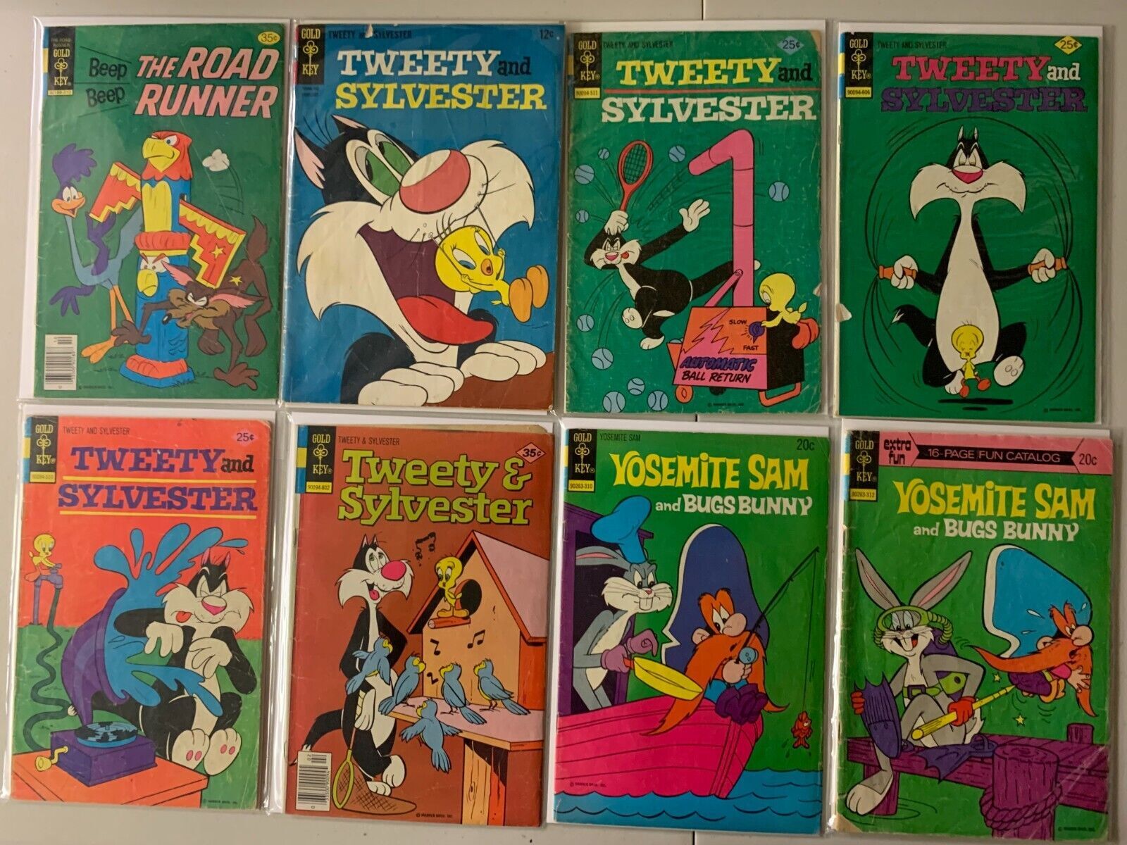 Warner Bros. cartoons silver/bronze age comics lot 24 diff avg 4.0 ...