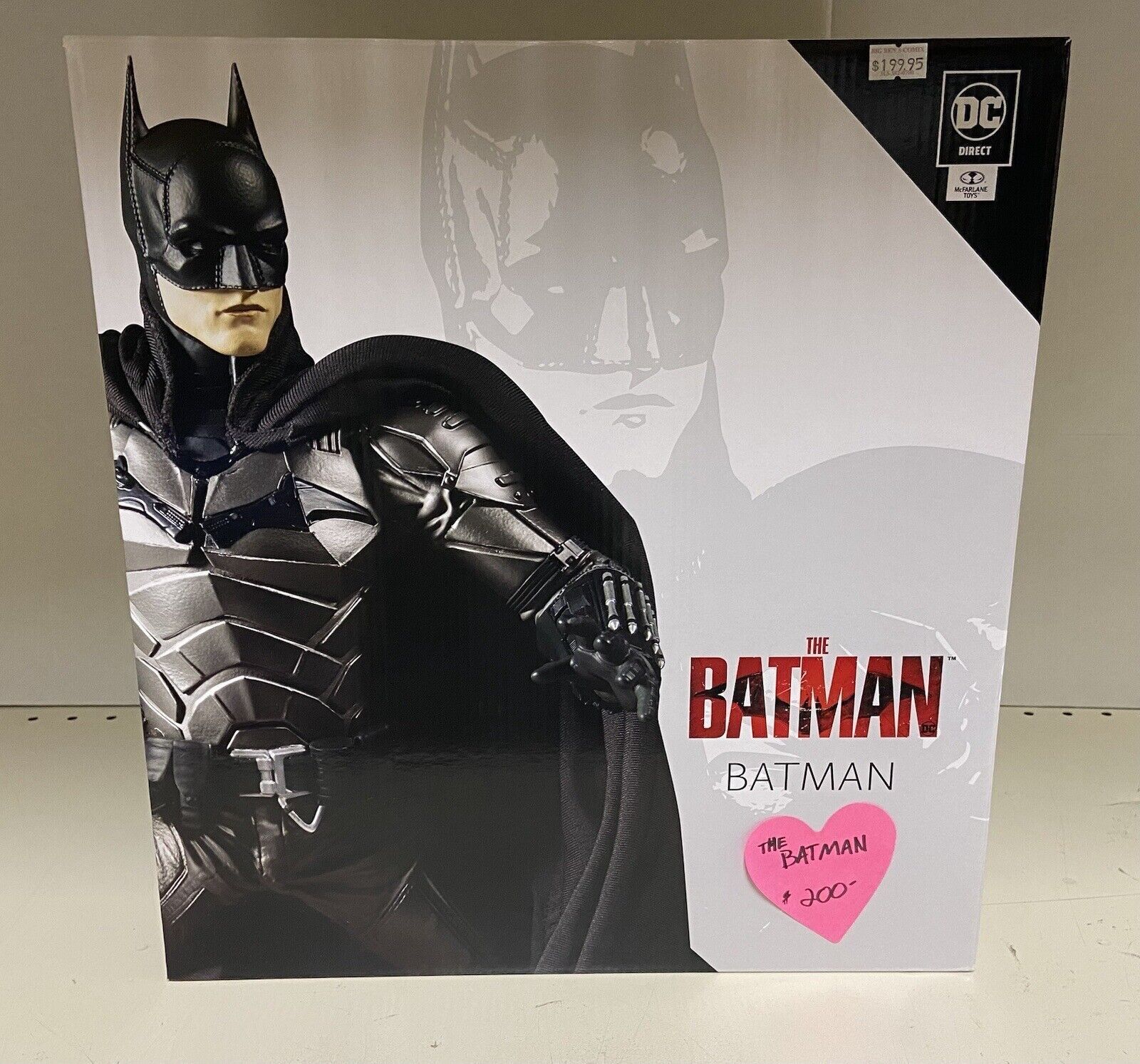 DC Direct The Batman: Batman Statue | Comic Collectibles - Figurines ...