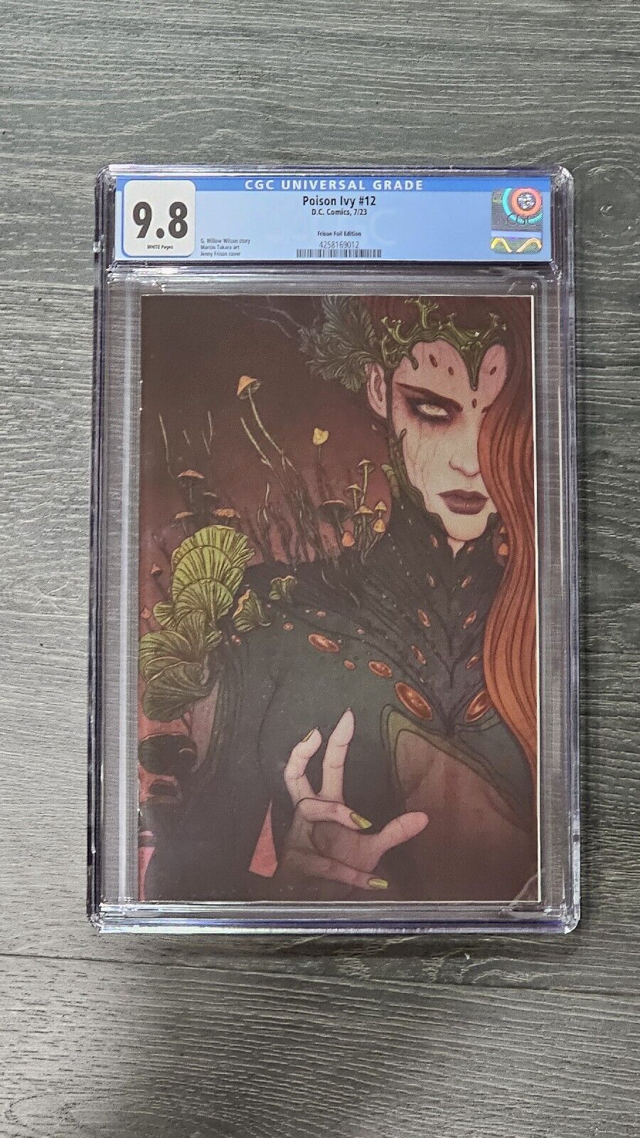 POISON IVY #12 Jenny Frison 1:50 Foil Variant NM 2023 CGC 9.8 NM/MT ...