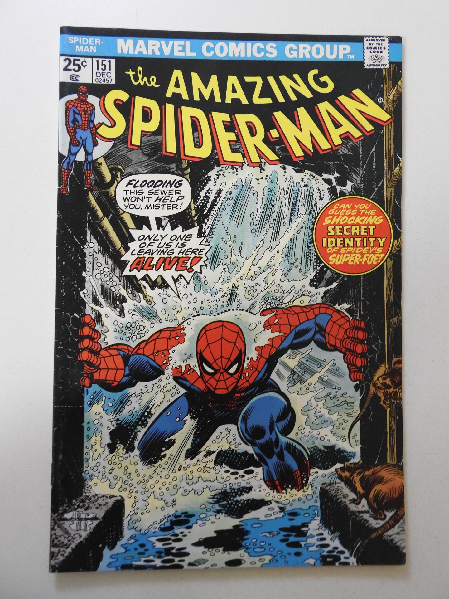 The Amazing Spider-Man #151 (1975) VG+ Cond centerfold detached bottom ...
