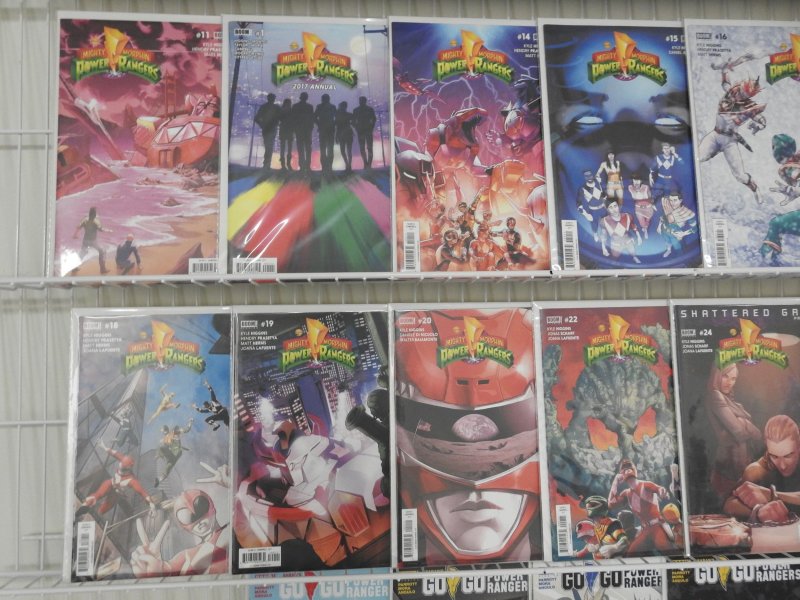 Huge Lot of (28) Power Ranger Comics #0, 1-10+ MORE! Must See NM- Avg ...