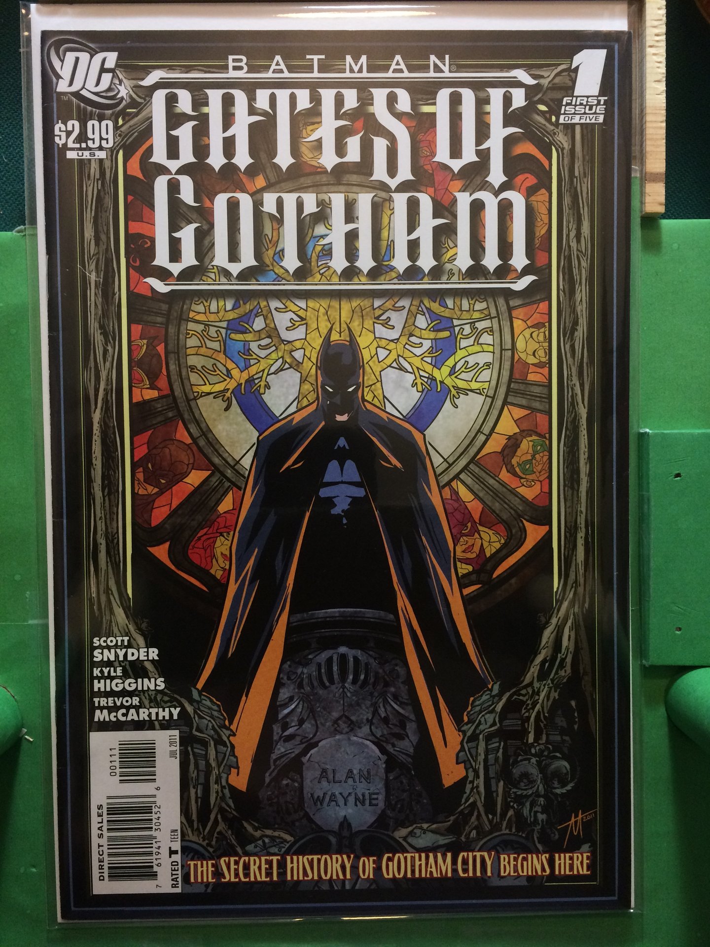 Batman: Gates of Gotham #1 | Comic Books - Modern Age, DC Comics ...