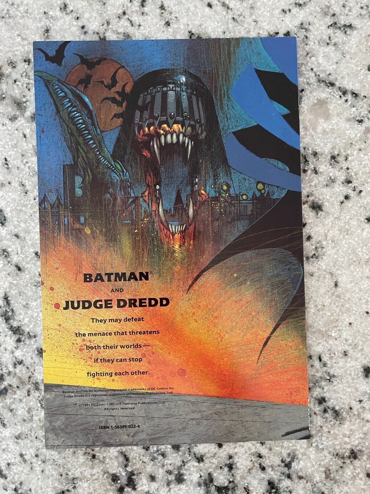 Batman - Judge Dredd Judgment On Gotham DC Comic Book Graphic Novel NM ...