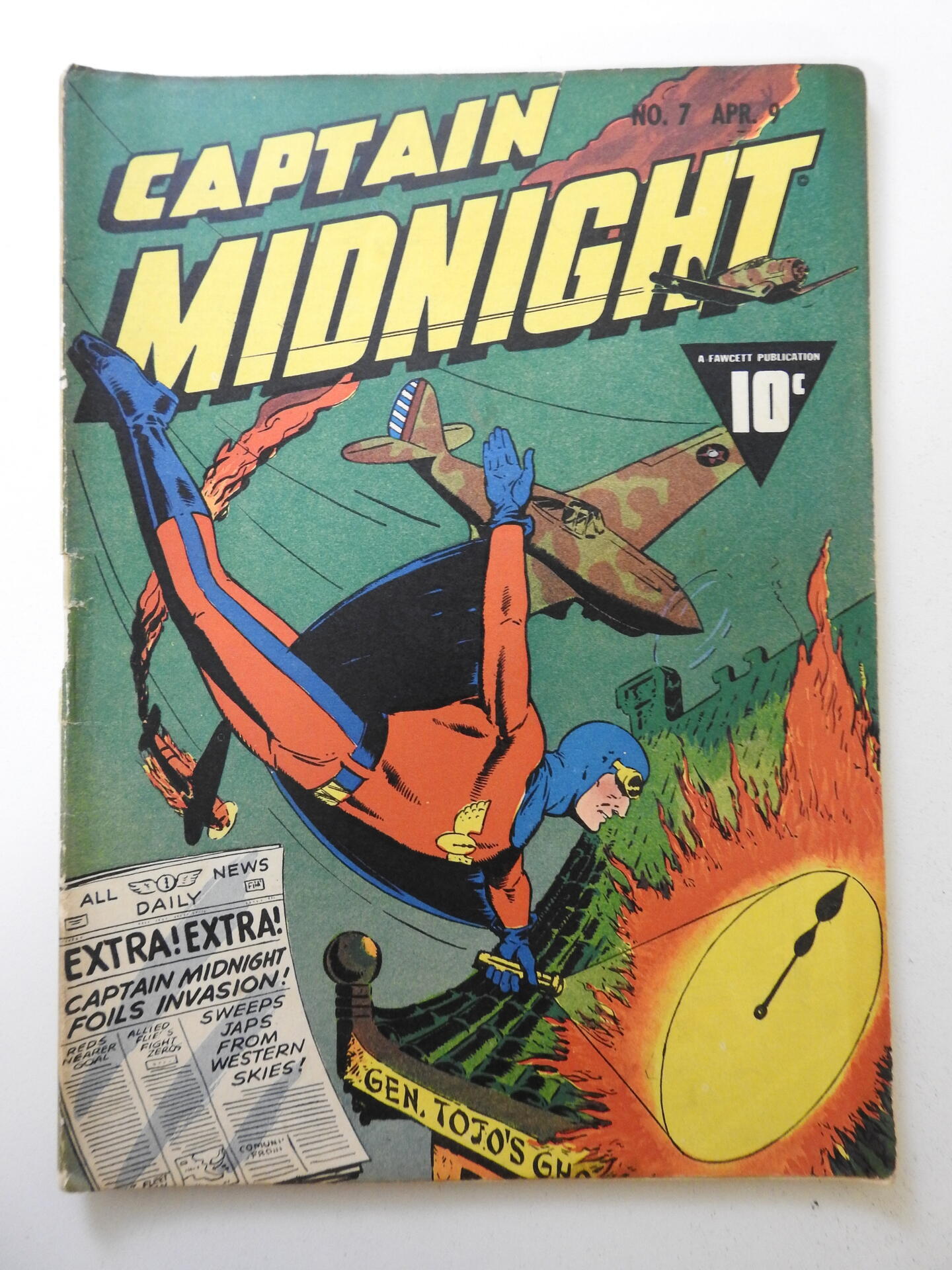 Captain Midnight #7 (1943) GD Condition! 1 in spine split, centerfold ...