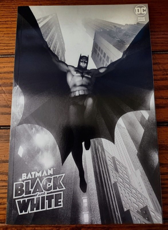 Batman: Black And White 3 NM Joshua Middleton Variant Cover Key Issue ...