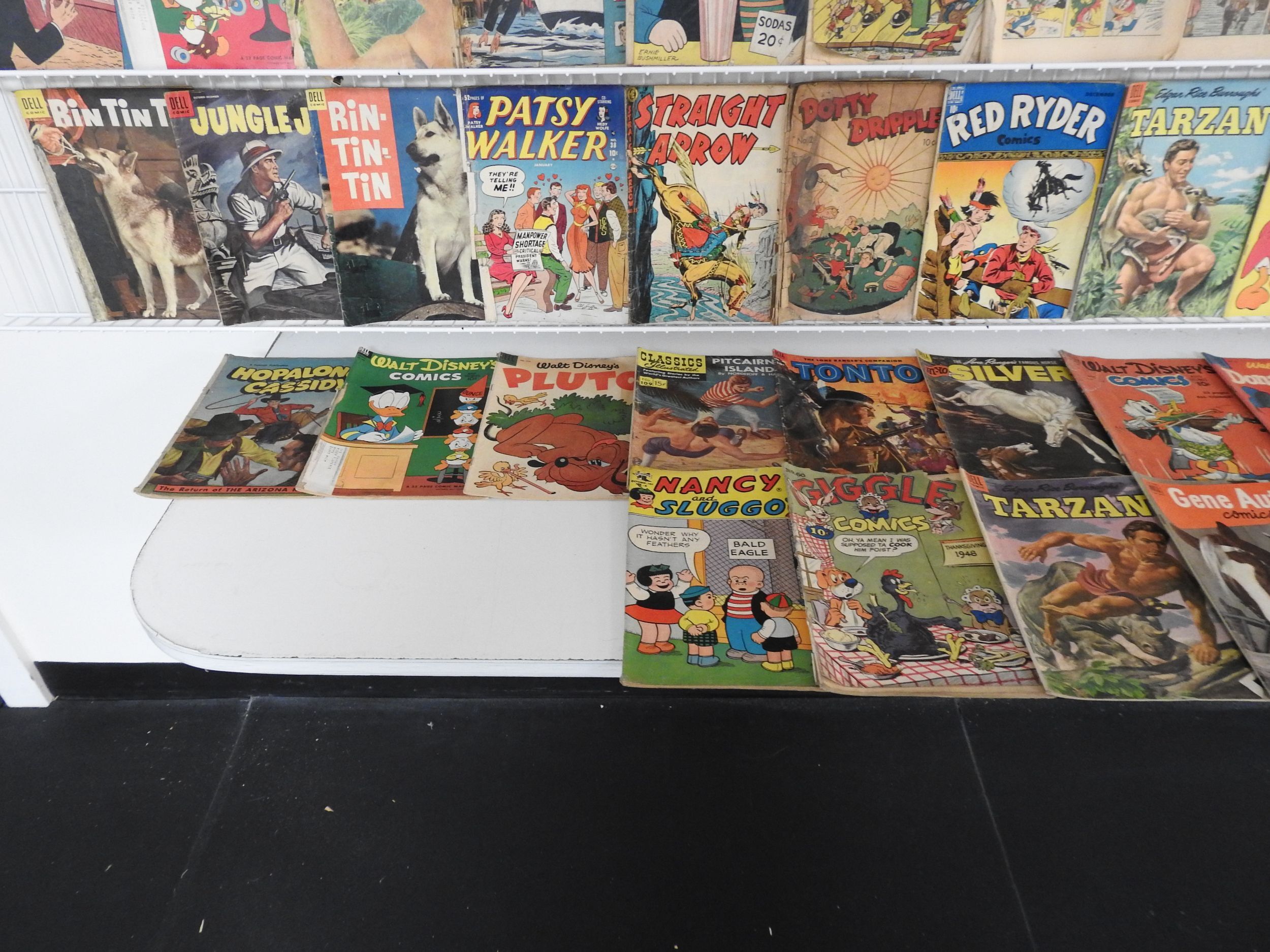 Huge Lot 88 Silver/Golden Age Low Grade W/ Tarzan, Lone Ranger, +More ...