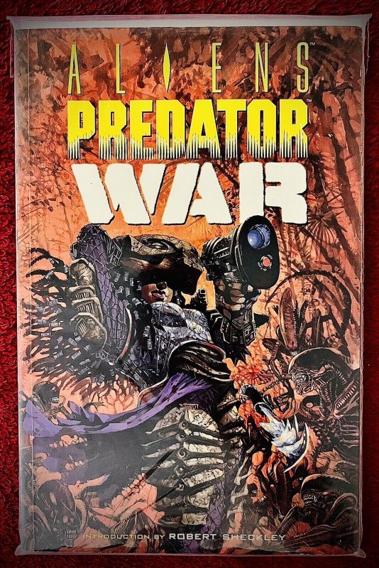 Aliens Versus Predator WAR Graphic Novel 1st Printing. Rare Complete ...