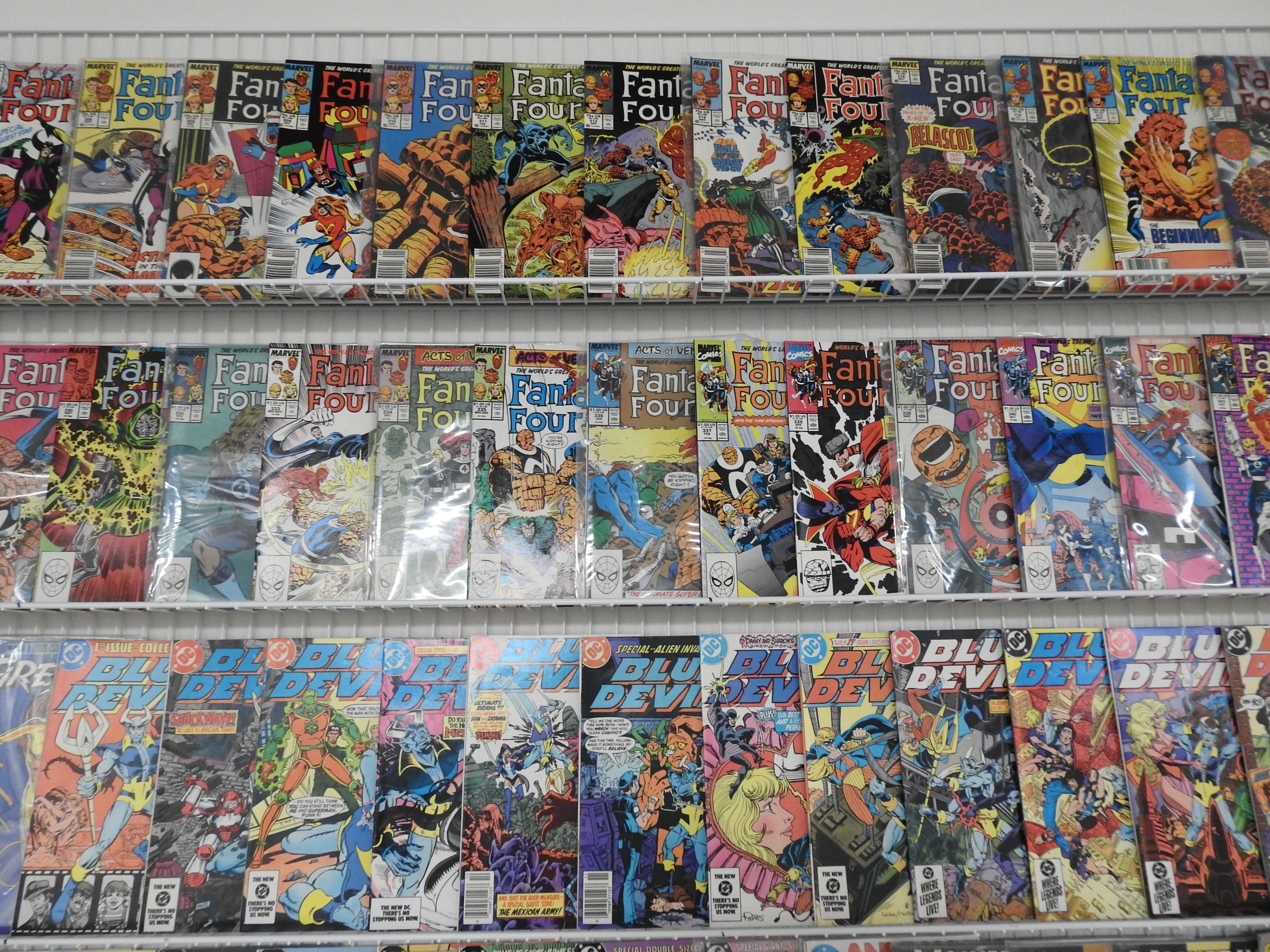Huge Lot 180+ Comics W/ Fantastic Four, Blue Devil, Wolverine, +More ...