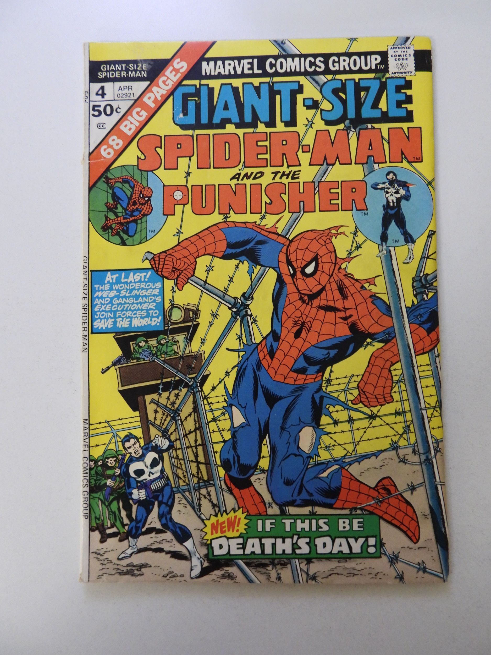Giant-Size Spider-Man #4 (1975) FN condition | Comic Books - Bronze Age ...