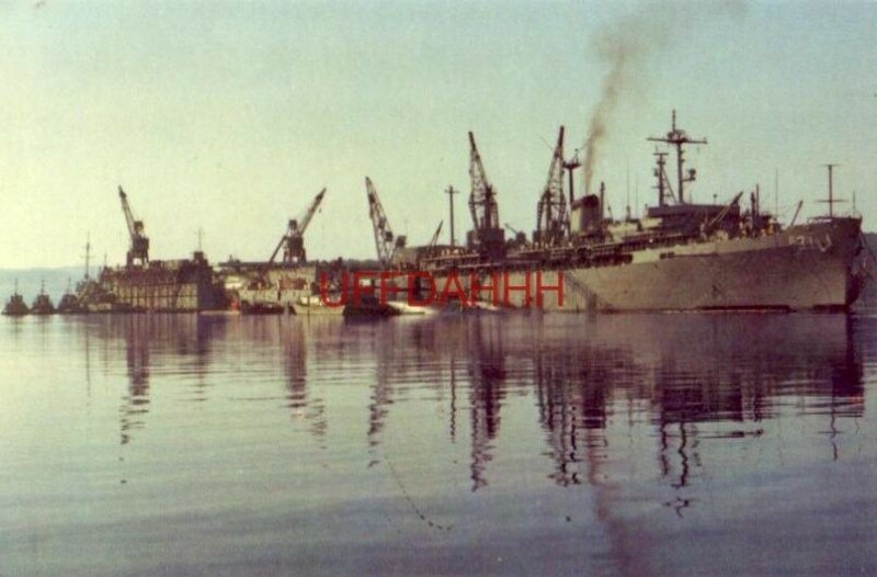 USS HUNLEY (AS-31) Submarine Tender COMMISSIONED JUNE 16 1962 | Europe ...