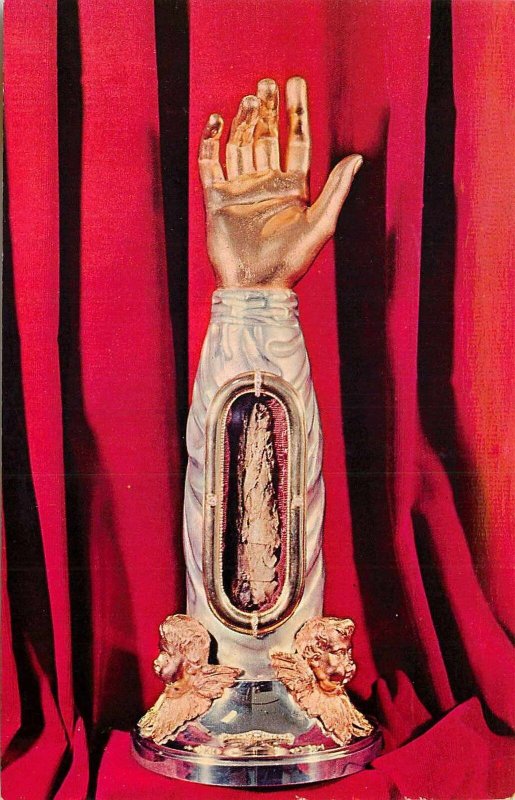 Postcard Canada New Major Relic Hand 1960 Ste Anne de Beaupre Unposted ...