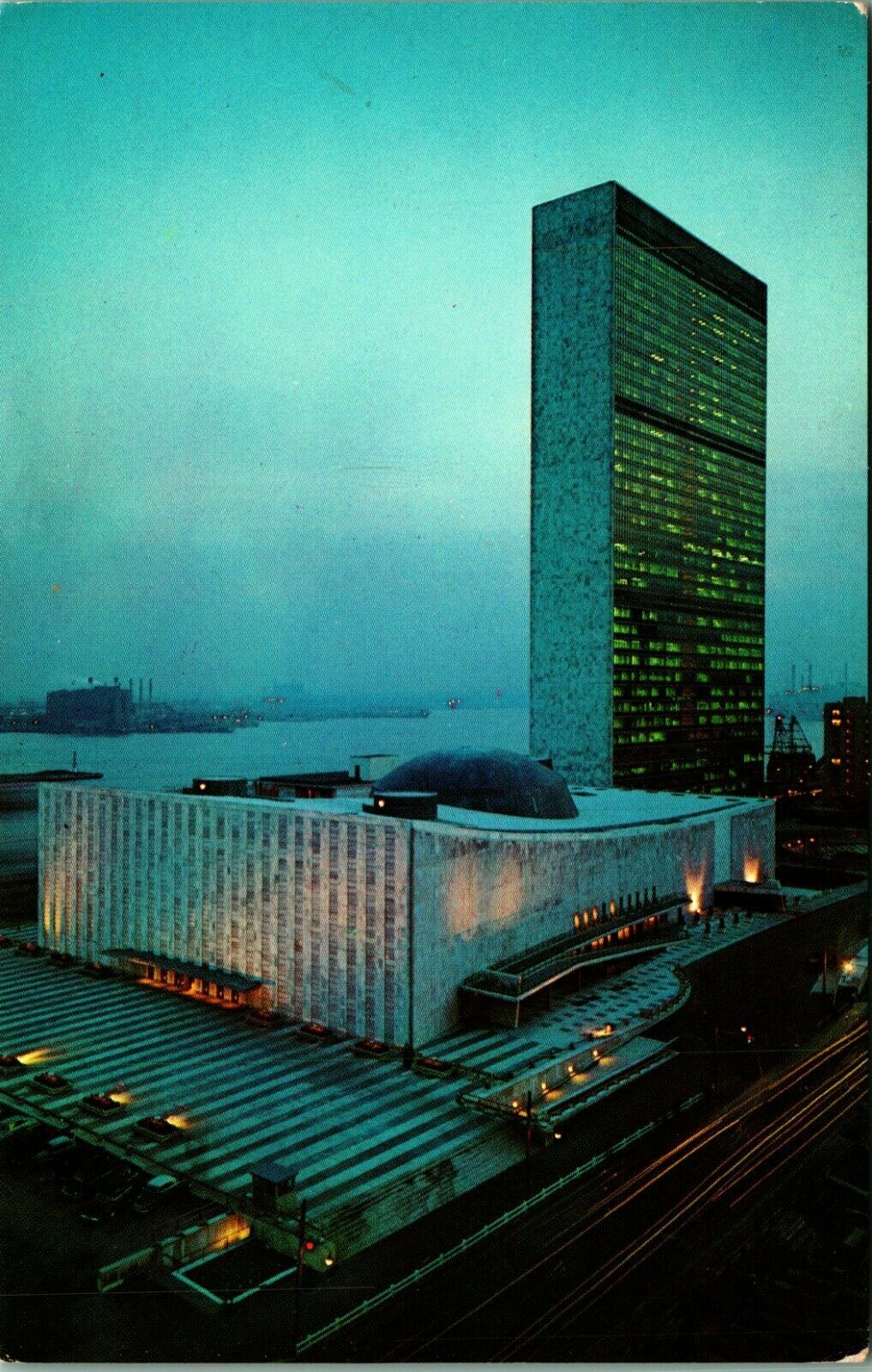 Night View United Nations Building New York NY NYC UNP Chrome Postcard ...
