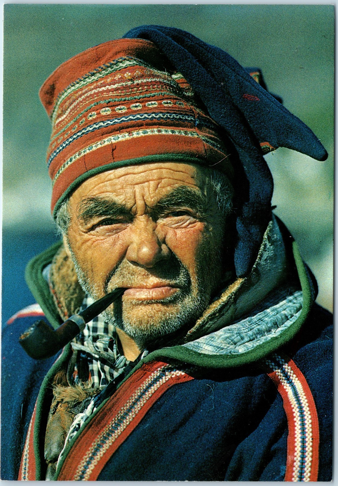 c1970s Portrett av Same Sami Traditional Clothing Pipe Chrome Jumbo ...
