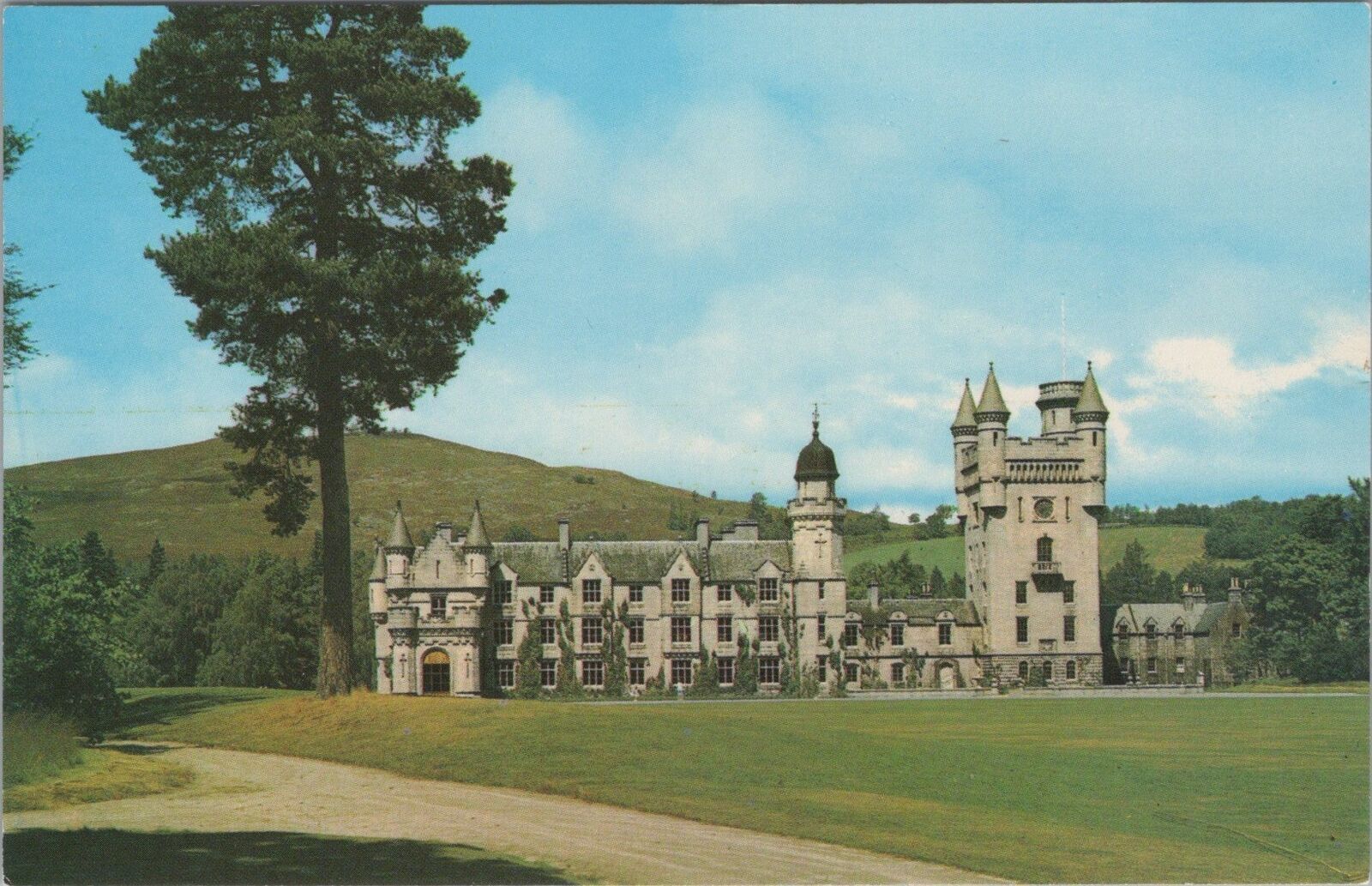 Scotland Postcard - Balmoral Castle, Royal Deeside RS31467 | Europe ...