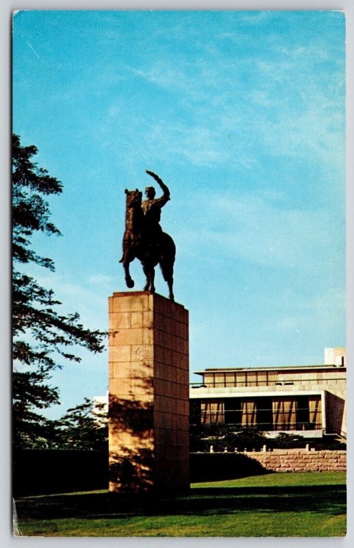 United Nations Equestrian Statue General Assembly Building Headquarters ...