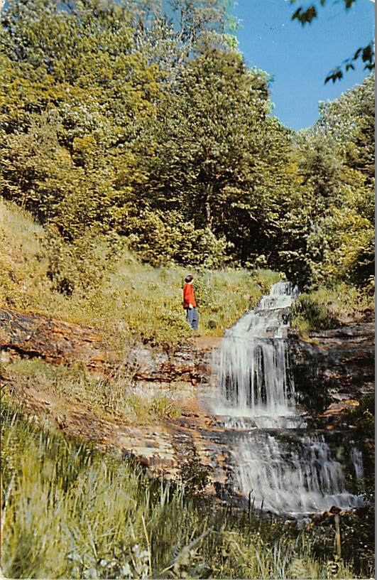 Alger Falls Michigan's Upper Peninsula - Munising, Michigan MI | United ...