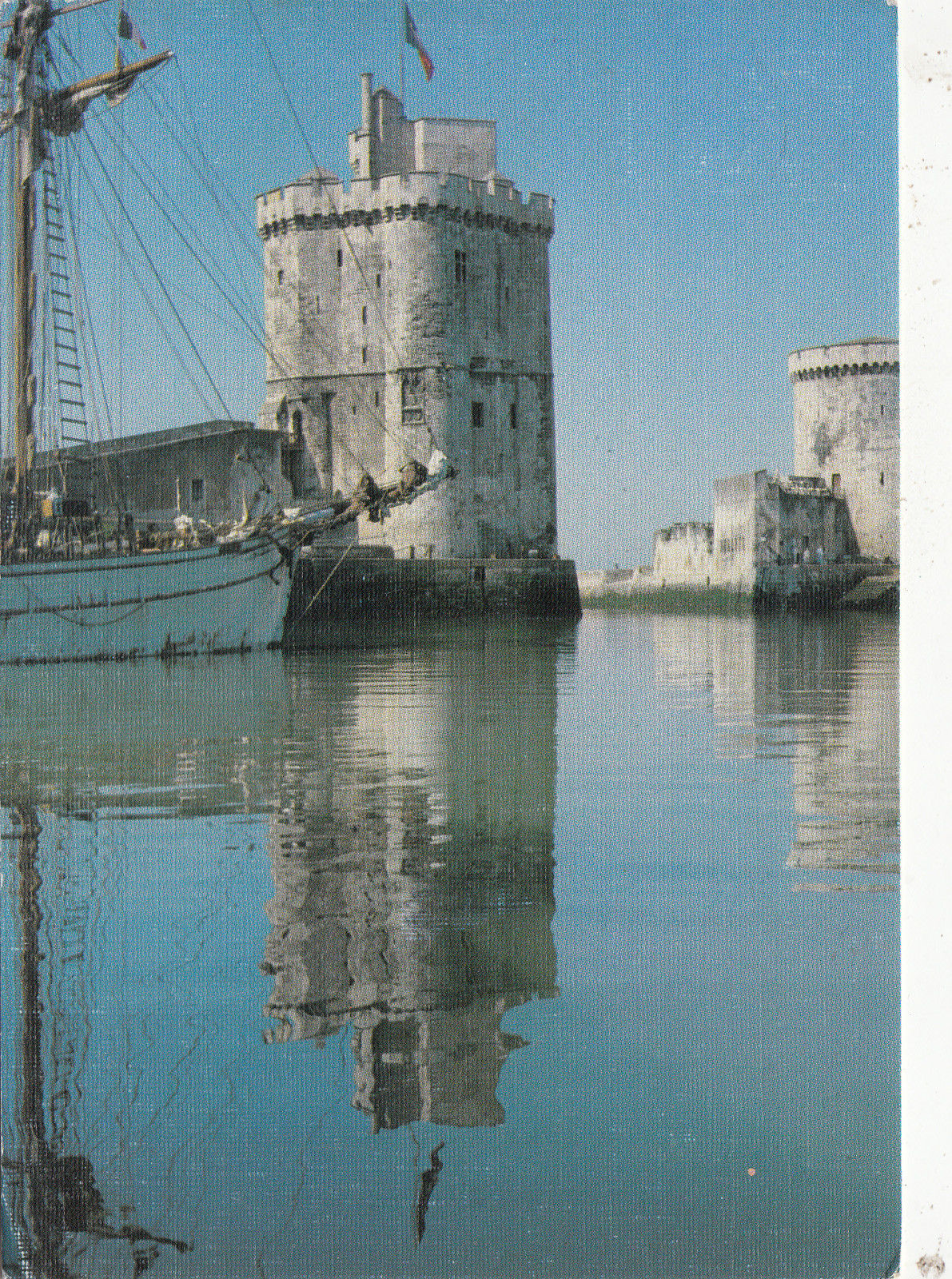 BF28468 la rochelle entree du vieux port ship france front/back image ...